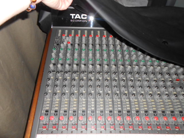 Scorpion II - TAC - Total Audio Concepts Scorpion II - Audiofanzine