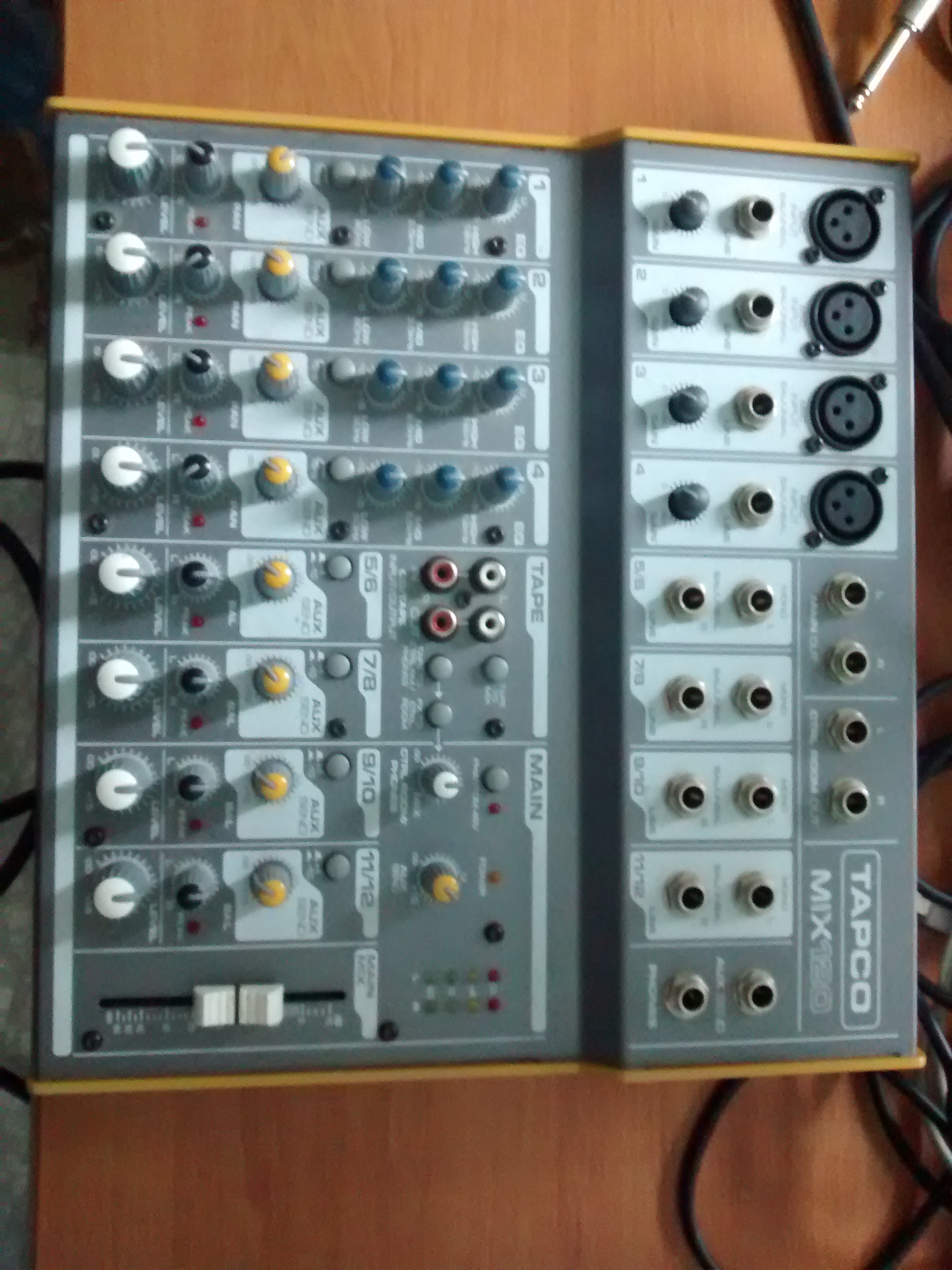 Mix 120 - Tapco Mix 120 - Audiofanzine