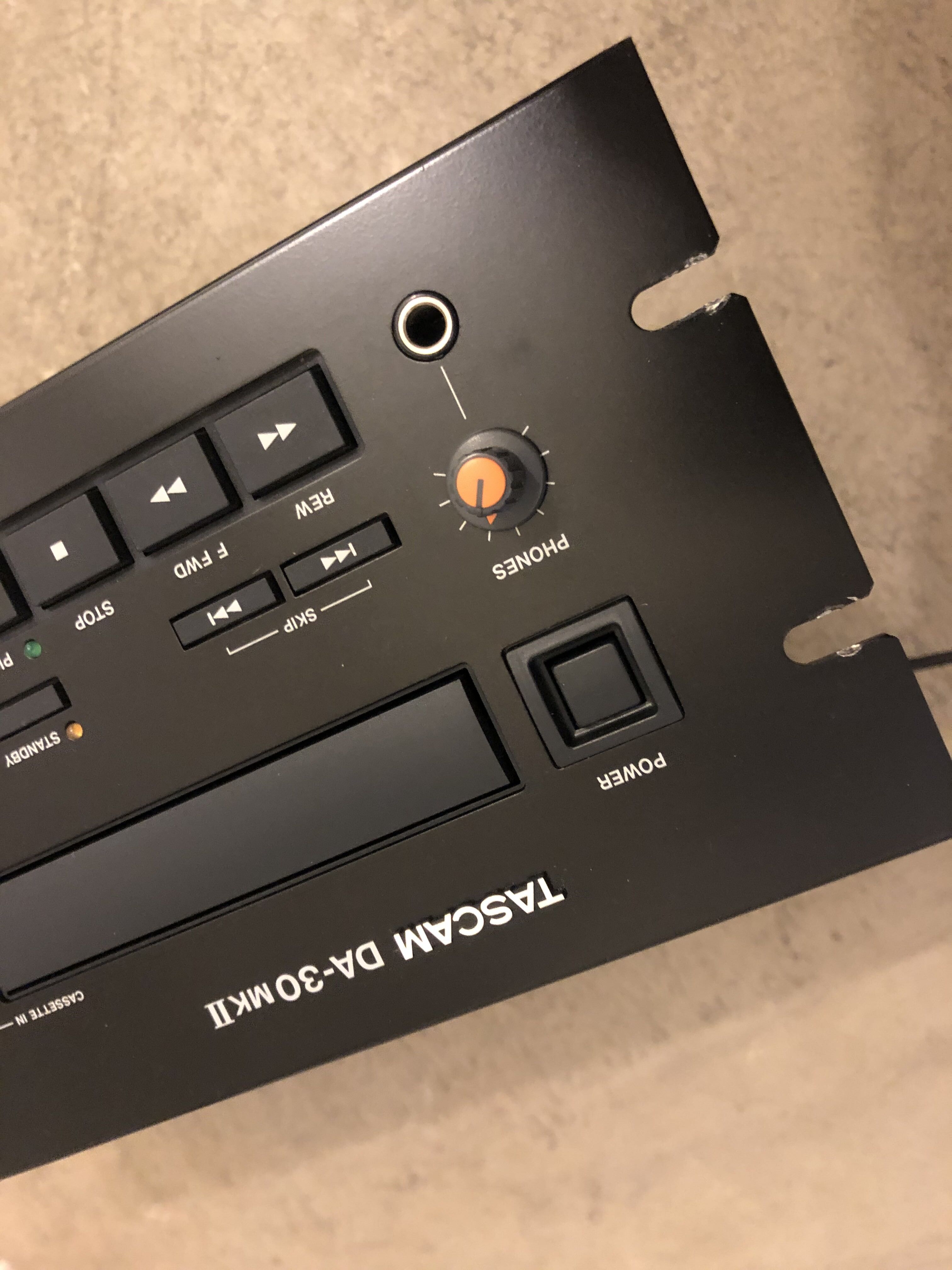 DA-30 MKII - Tascam DA-30 MKII - Audiofanzine