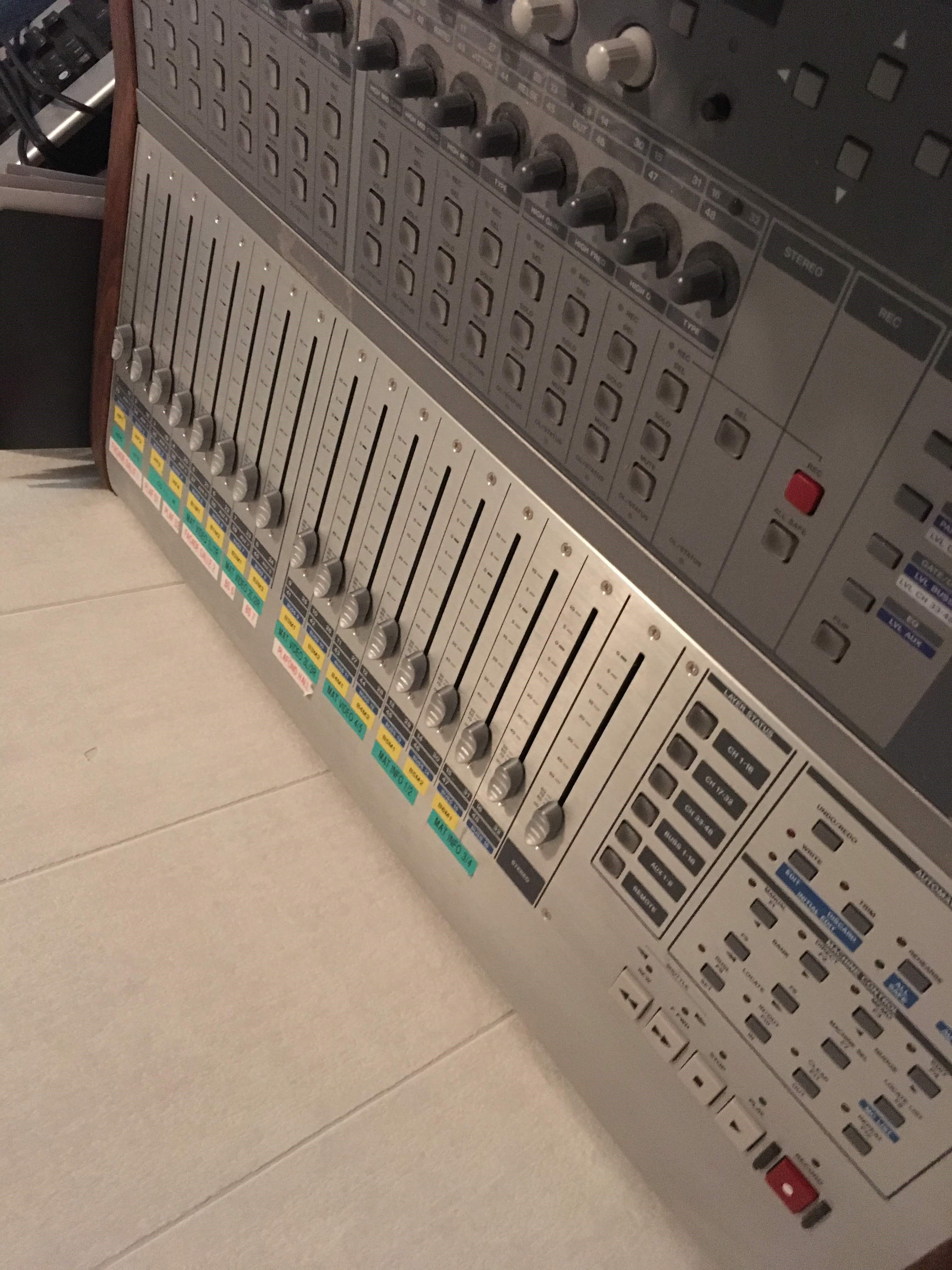 DM-3200 - Tascam DM-3200 - Audiofanzine