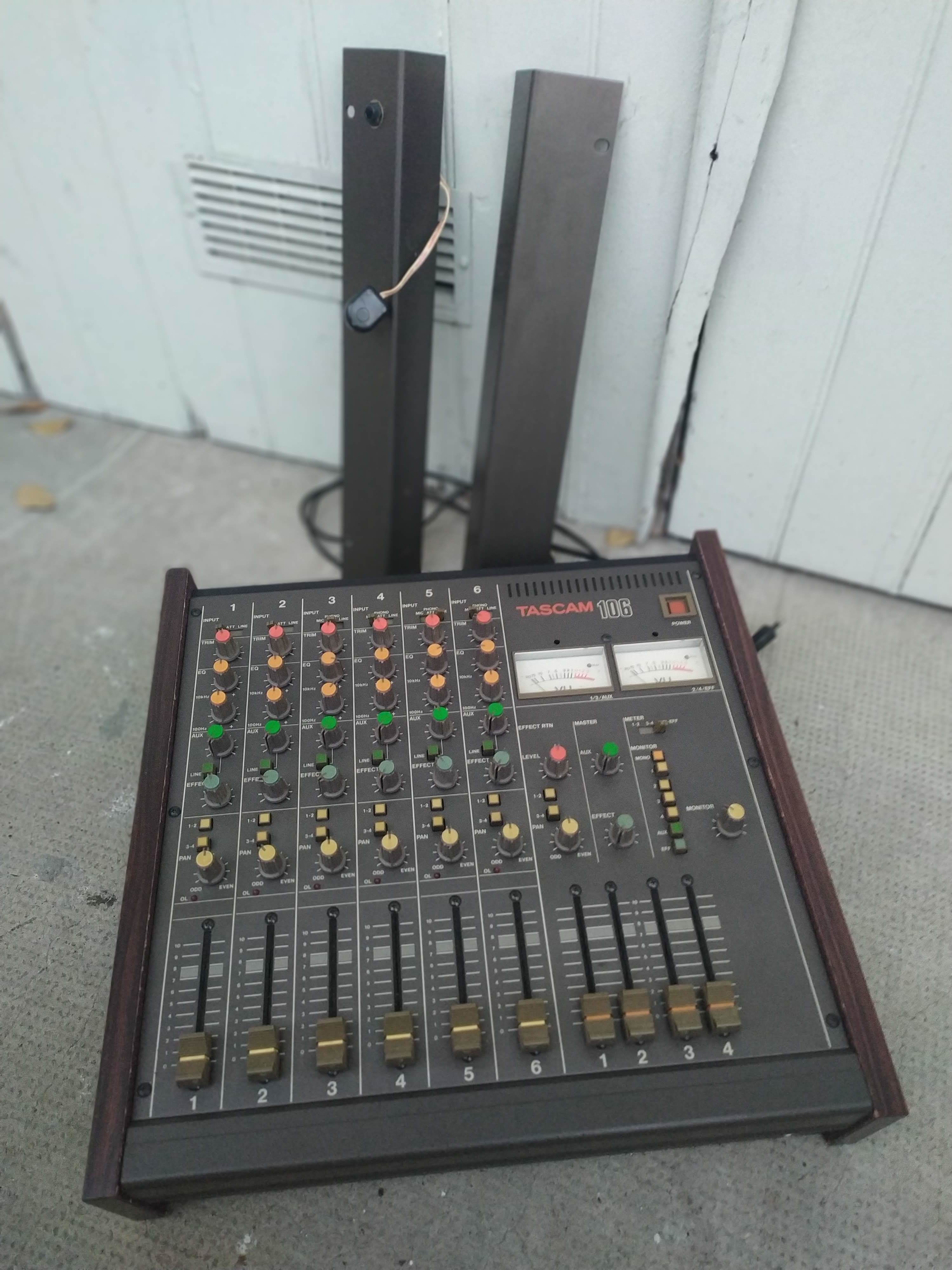 M-106 - Tascam M-106 - Audiofanzine