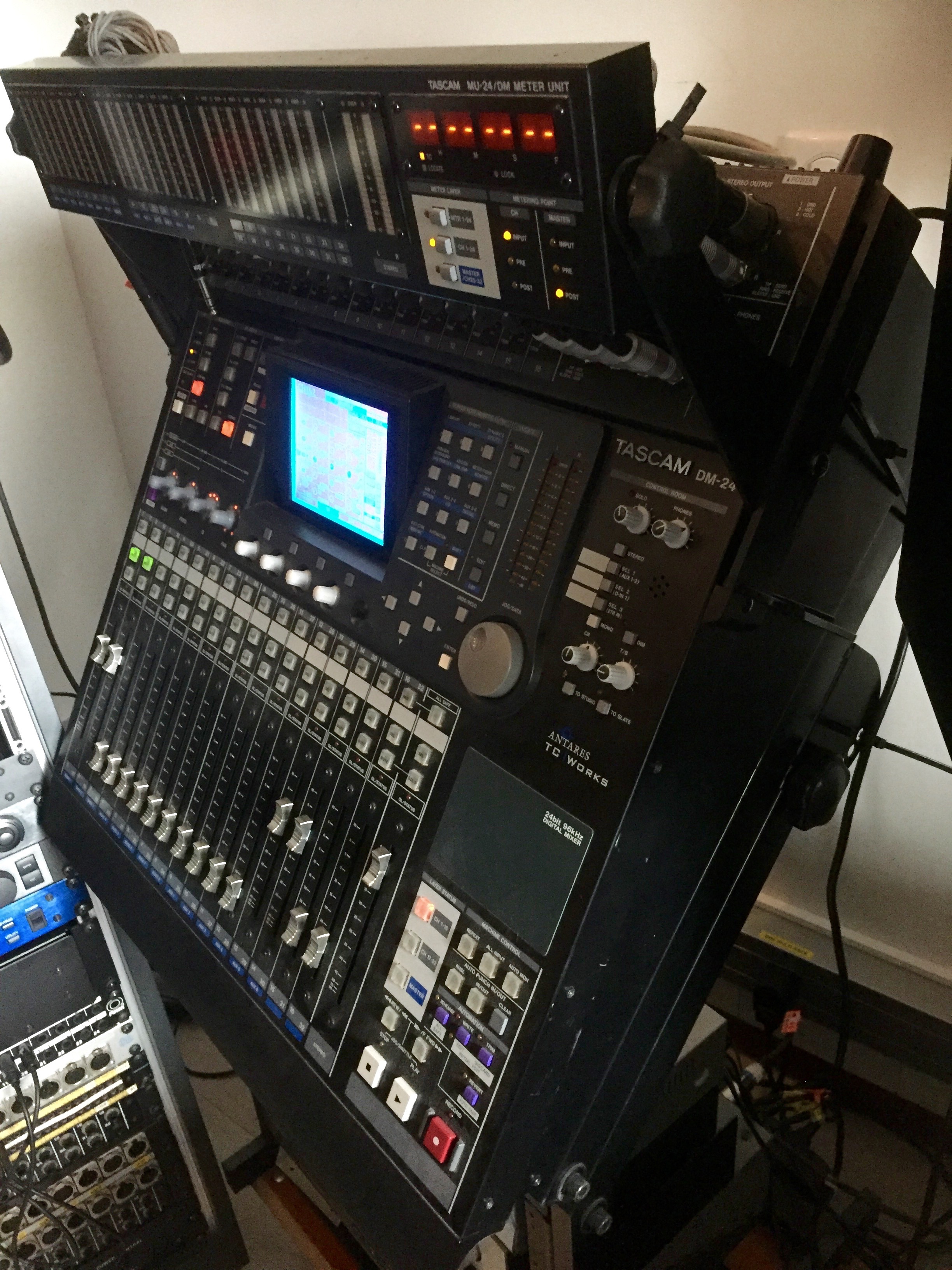 MU-24/DM - Tascam MU-24/DM - Audiofanzine