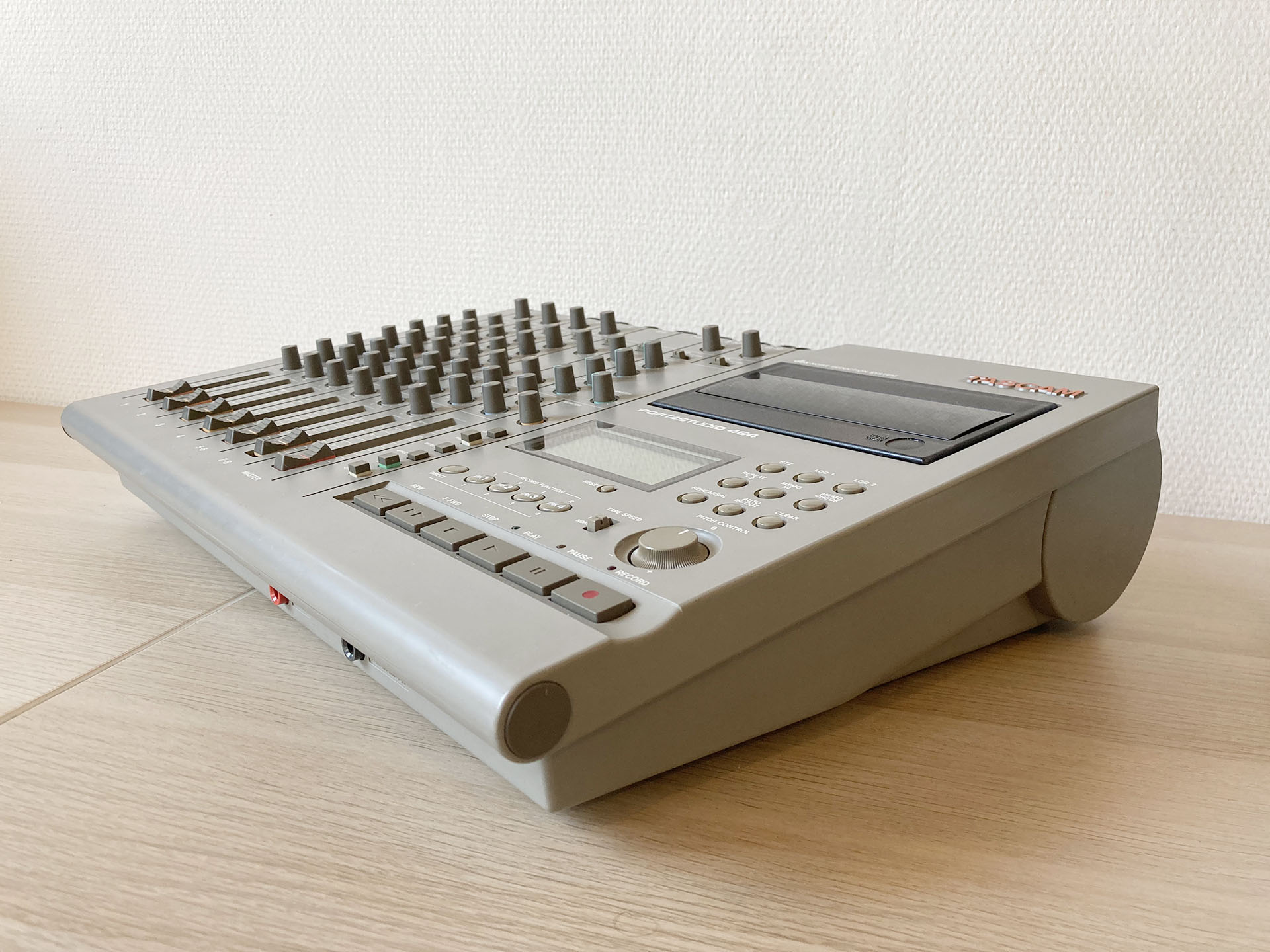 Portastudio 464 - Tascam Portastudio 464 - Audiofanzine