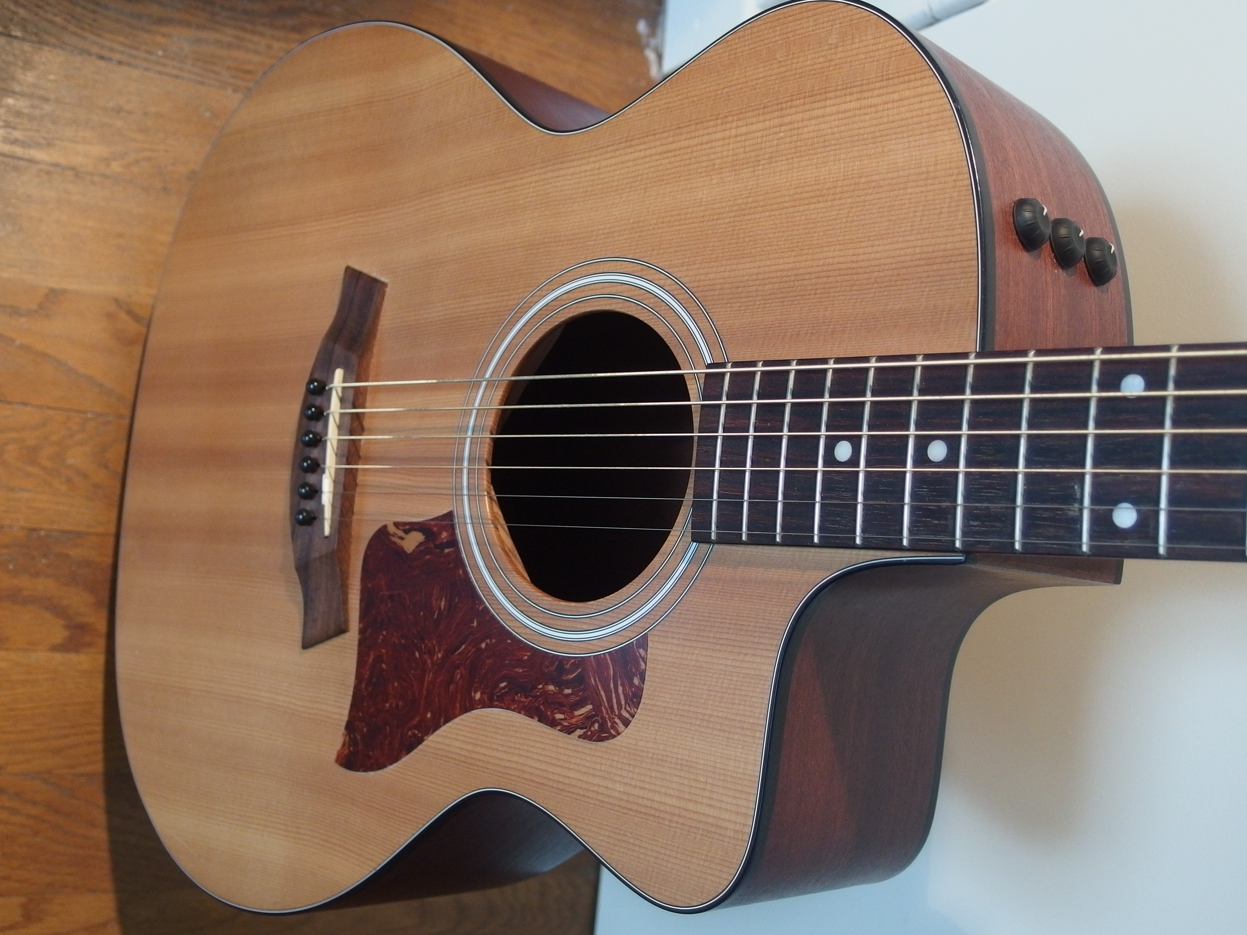 Taylor 114ce image (#1558882) - Audiofanzine