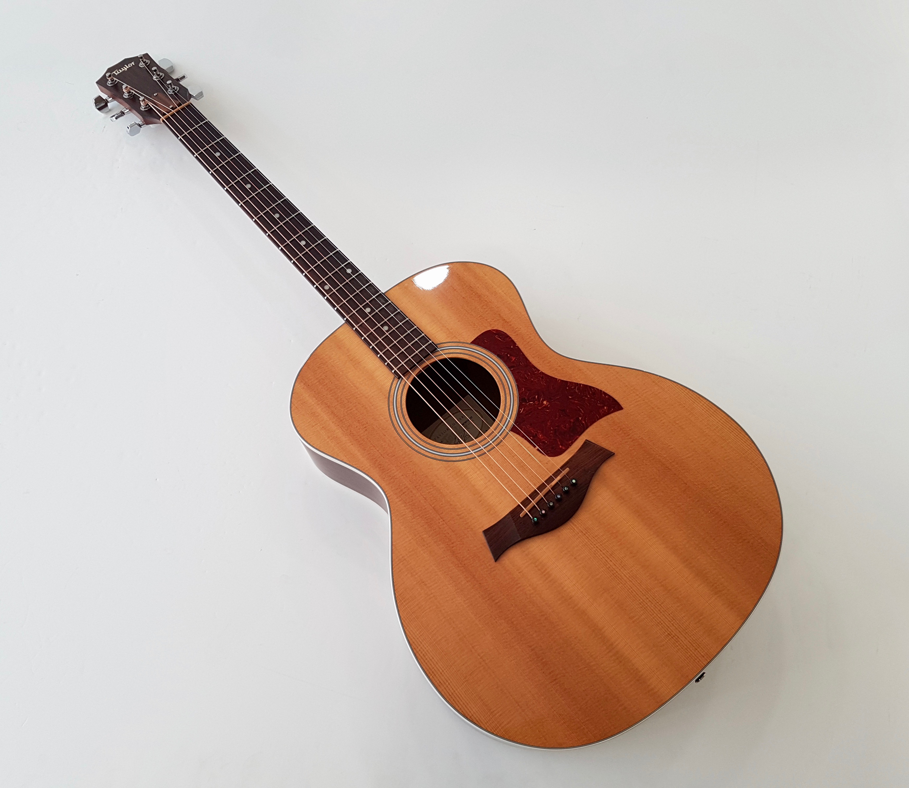 214 - Taylor 214 - Audiofanzine