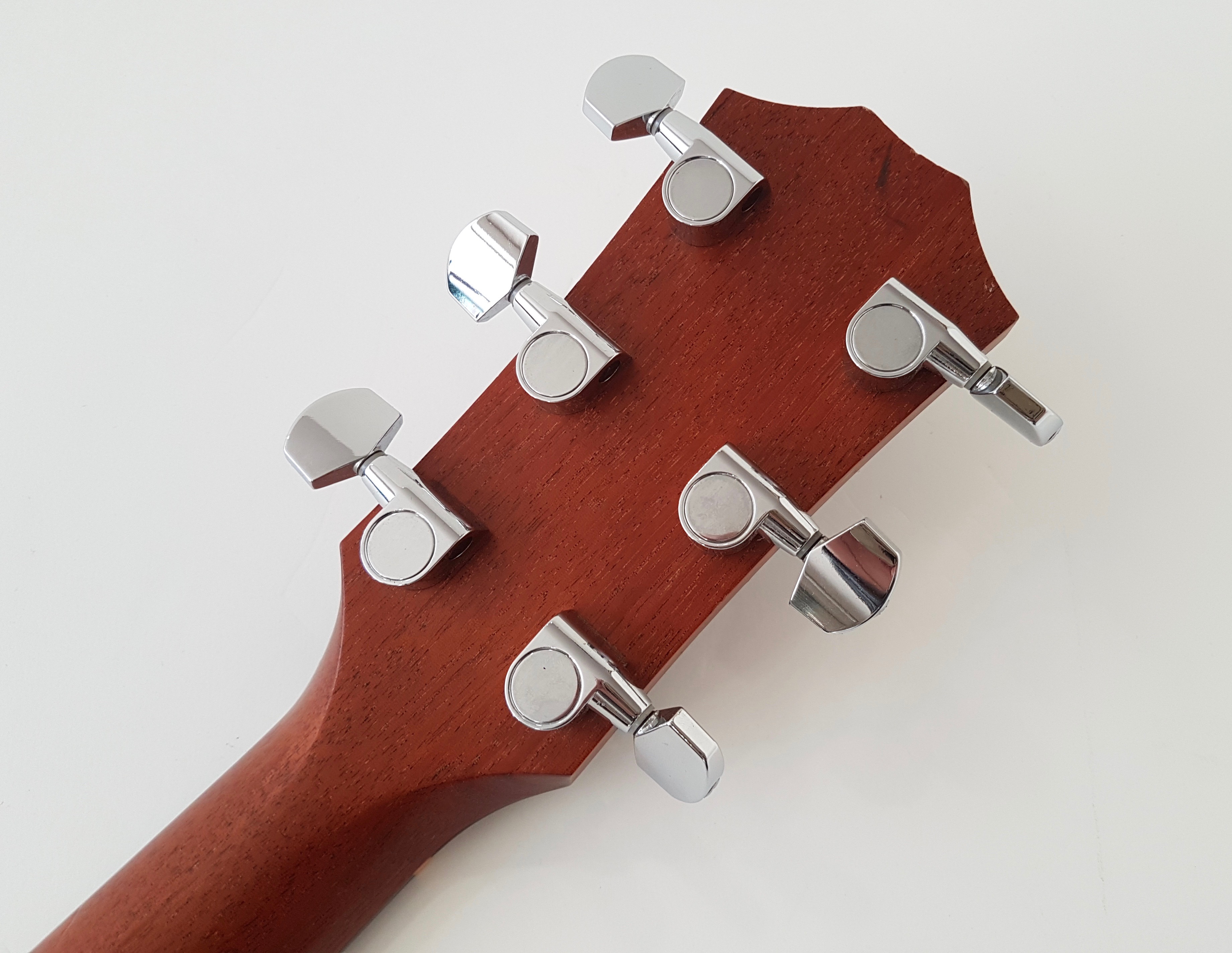 214 - Taylor 214 - Audiofanzine