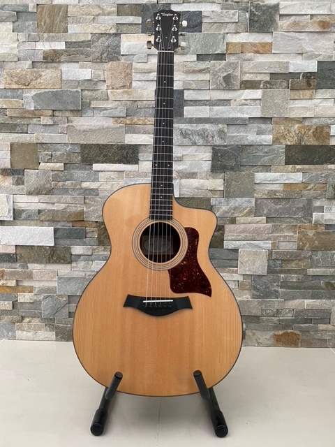 214ce Plus - Taylor 214ce Plus - Audiofanzine