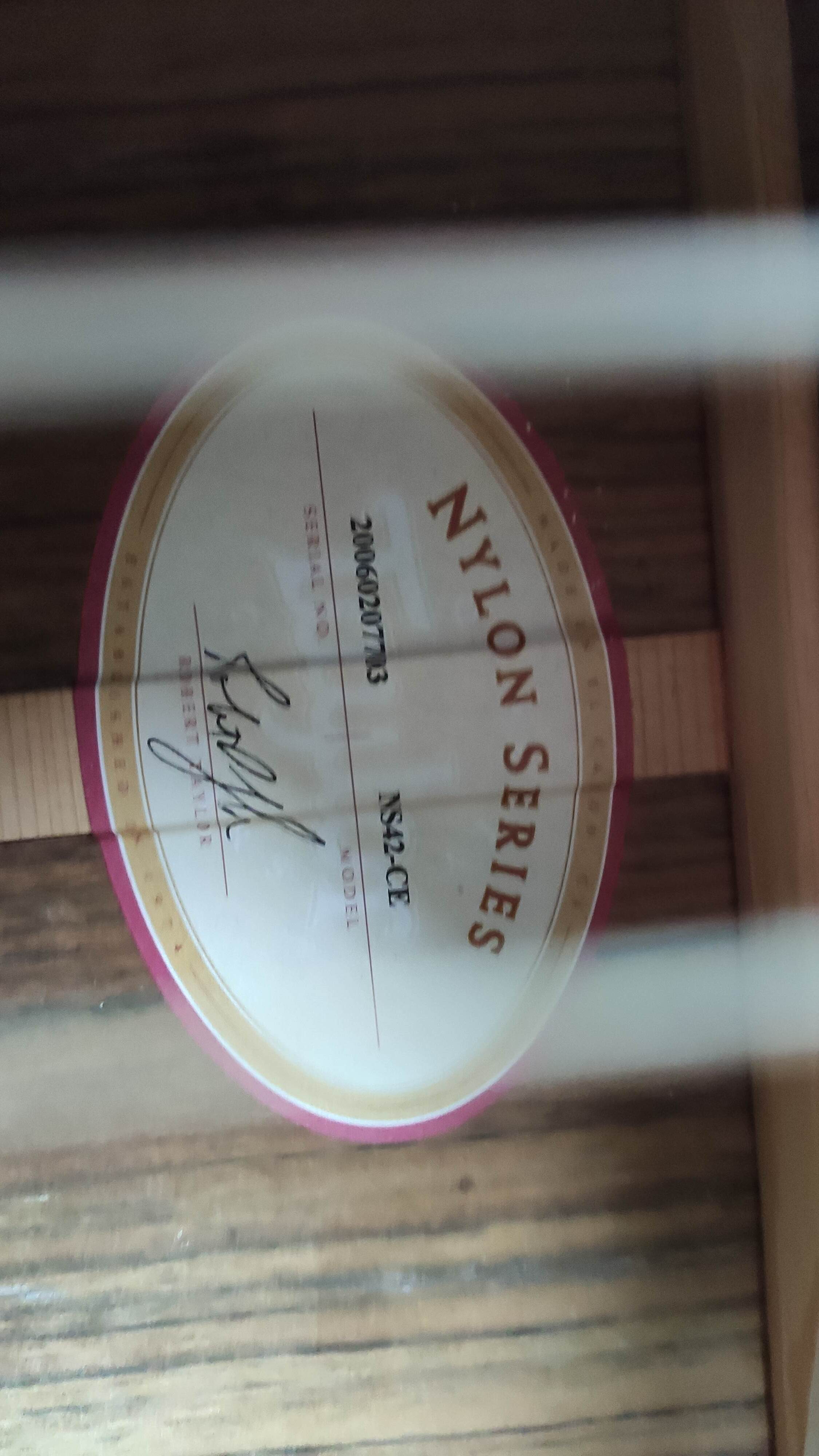 NS42CE - Taylor NS42CE - Audiofanzine