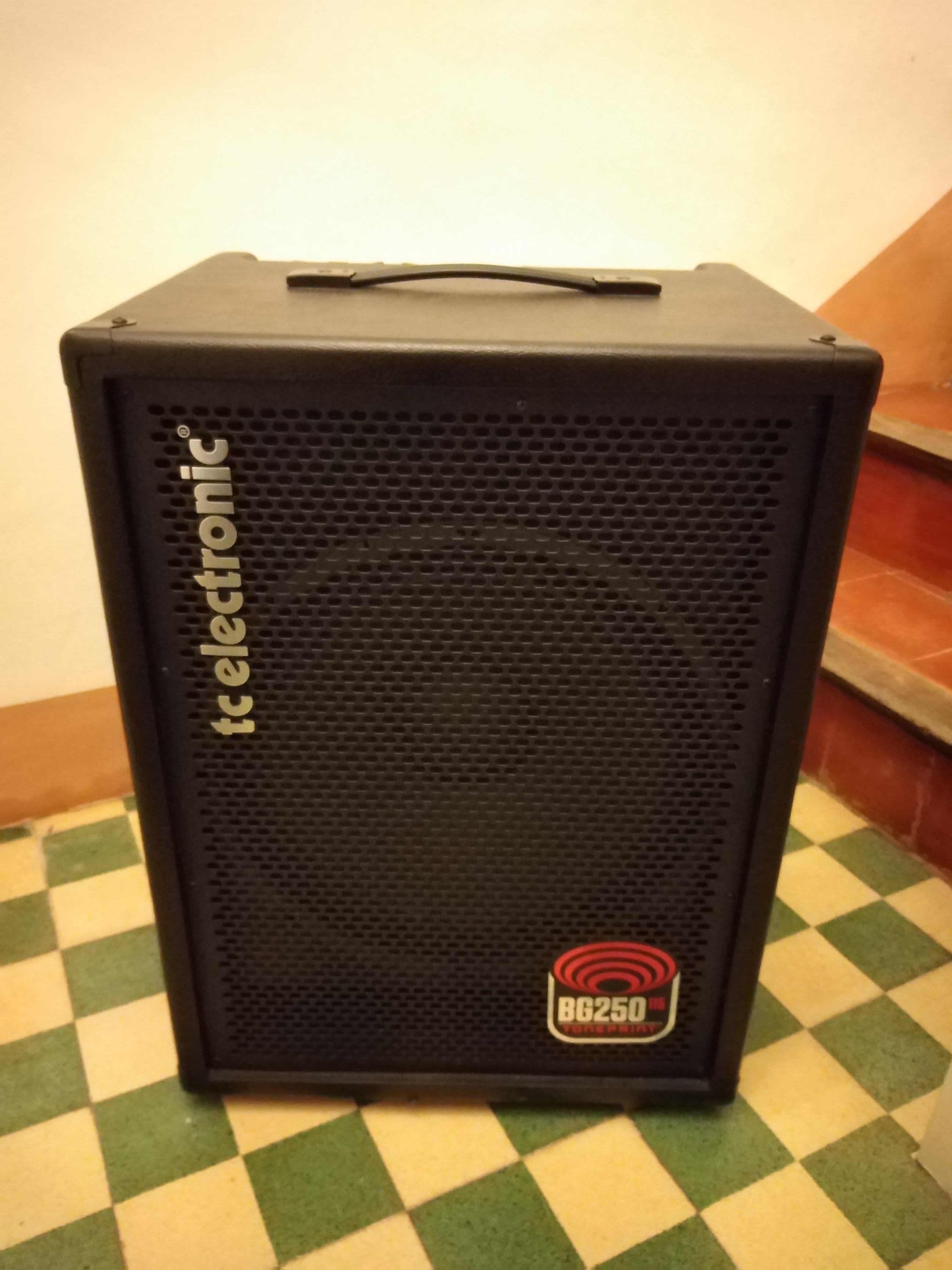 BG250-115 - TC Electronic BG250-115 - Audiofanzine