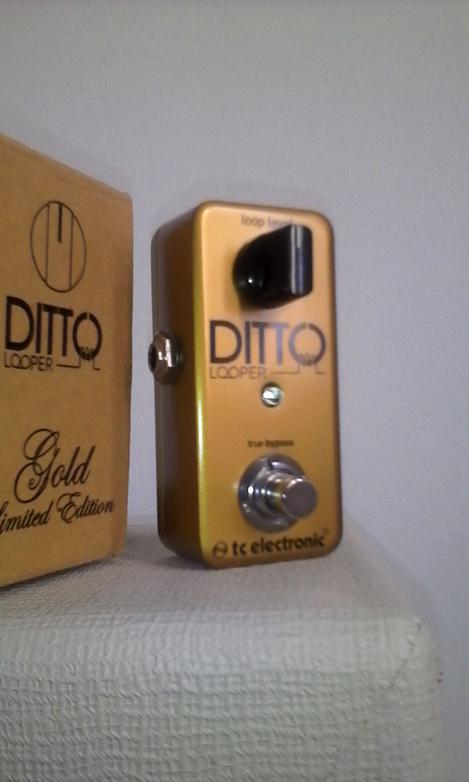 DITTO LOOPER GOLD - TC Electronic Ditto Looper Gold - Audiofanzine