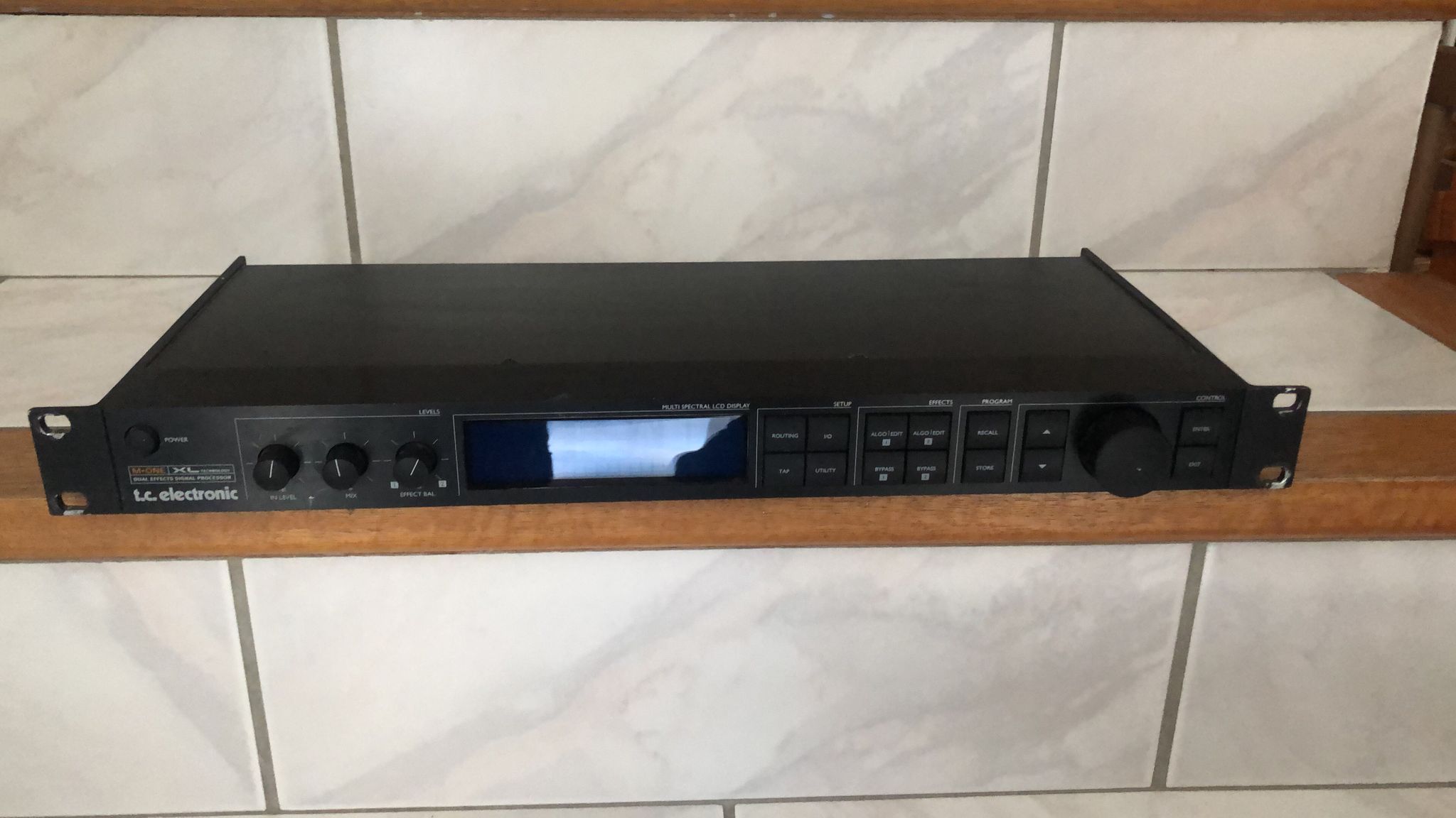 M-One XL - TC Electronic M-One XL - Audiofanzine