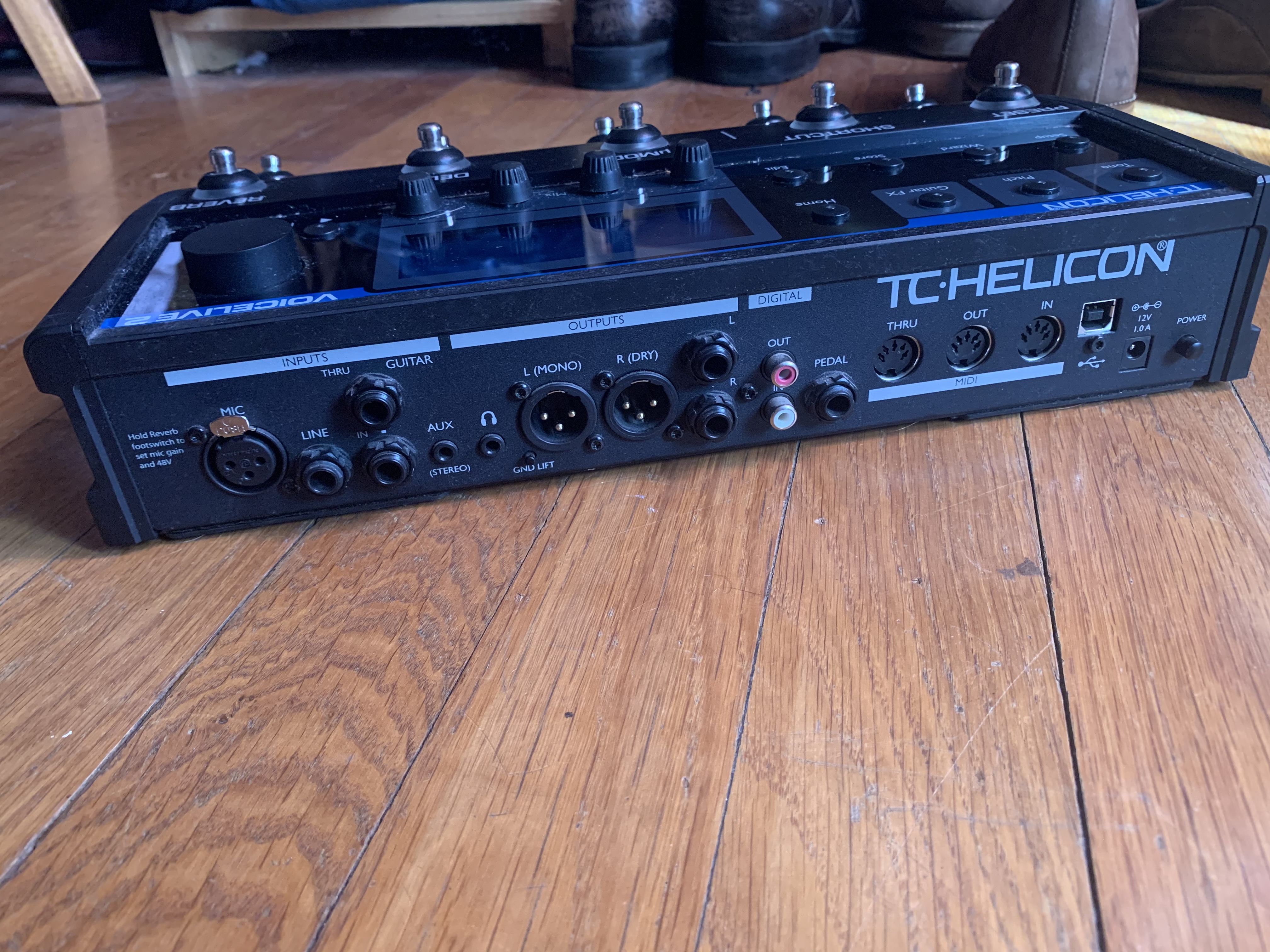 VoiceLive 2 - TC-Helicon VoiceLive 2 - Audiofanzine