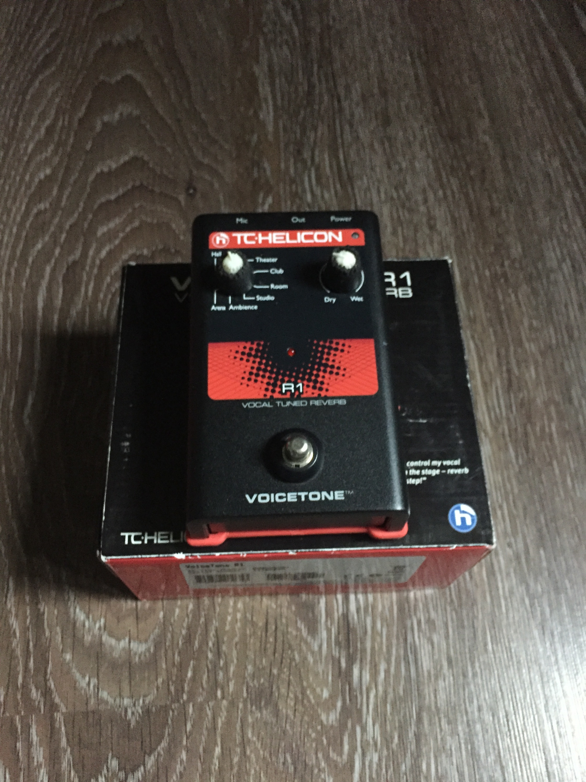 VOICETONE R1 - TC-Helicon VoiceTone R1 - Audiofanzine