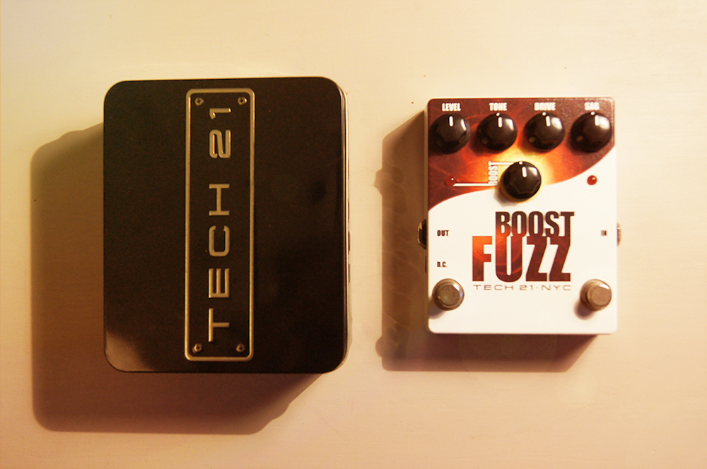 Boost Fuzz - Tech 21 Boost Fuzz - Audiofanzine