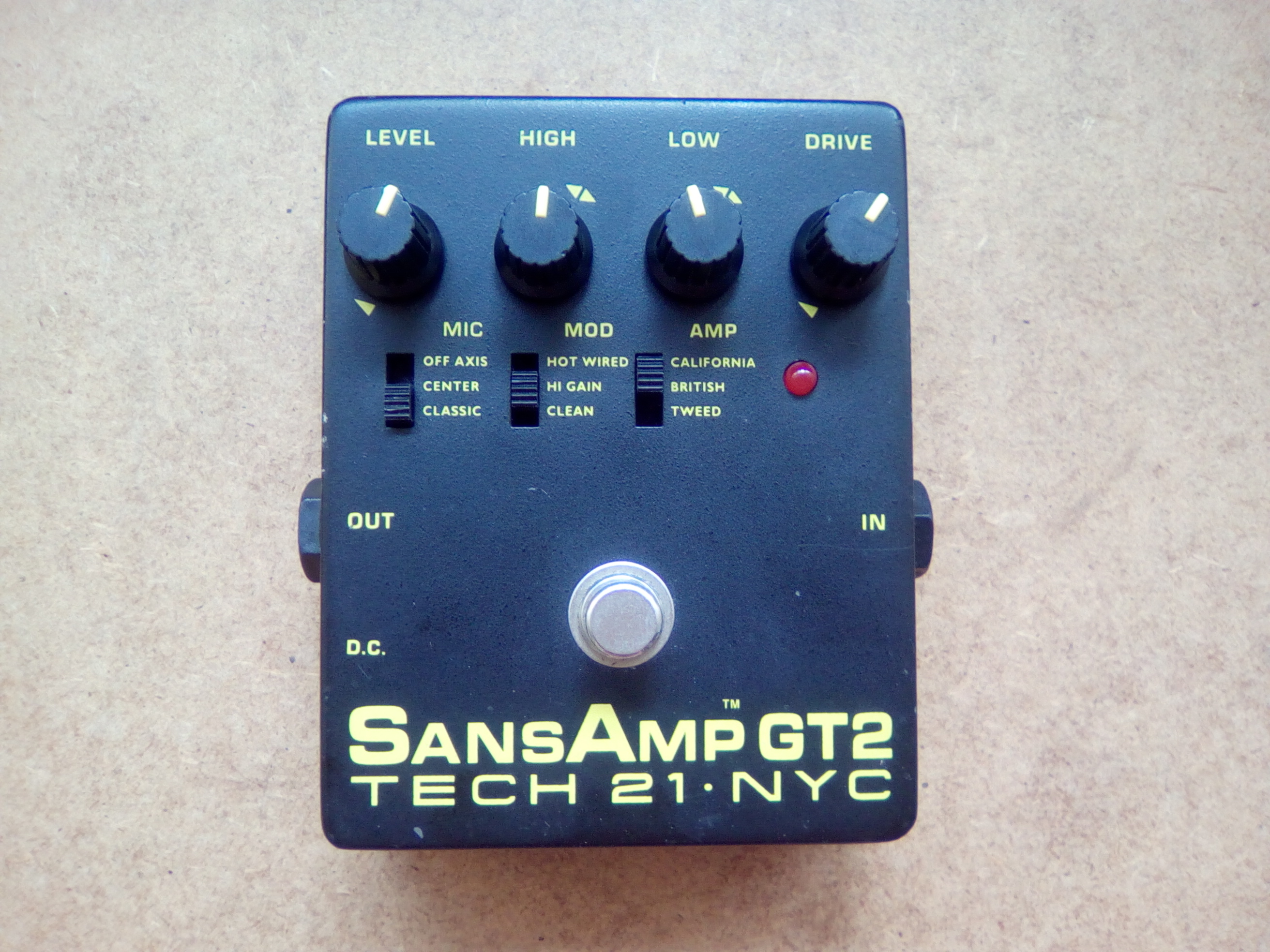 Tech 21 SansAmp GT2 image (#1843394) - Audiofanzine