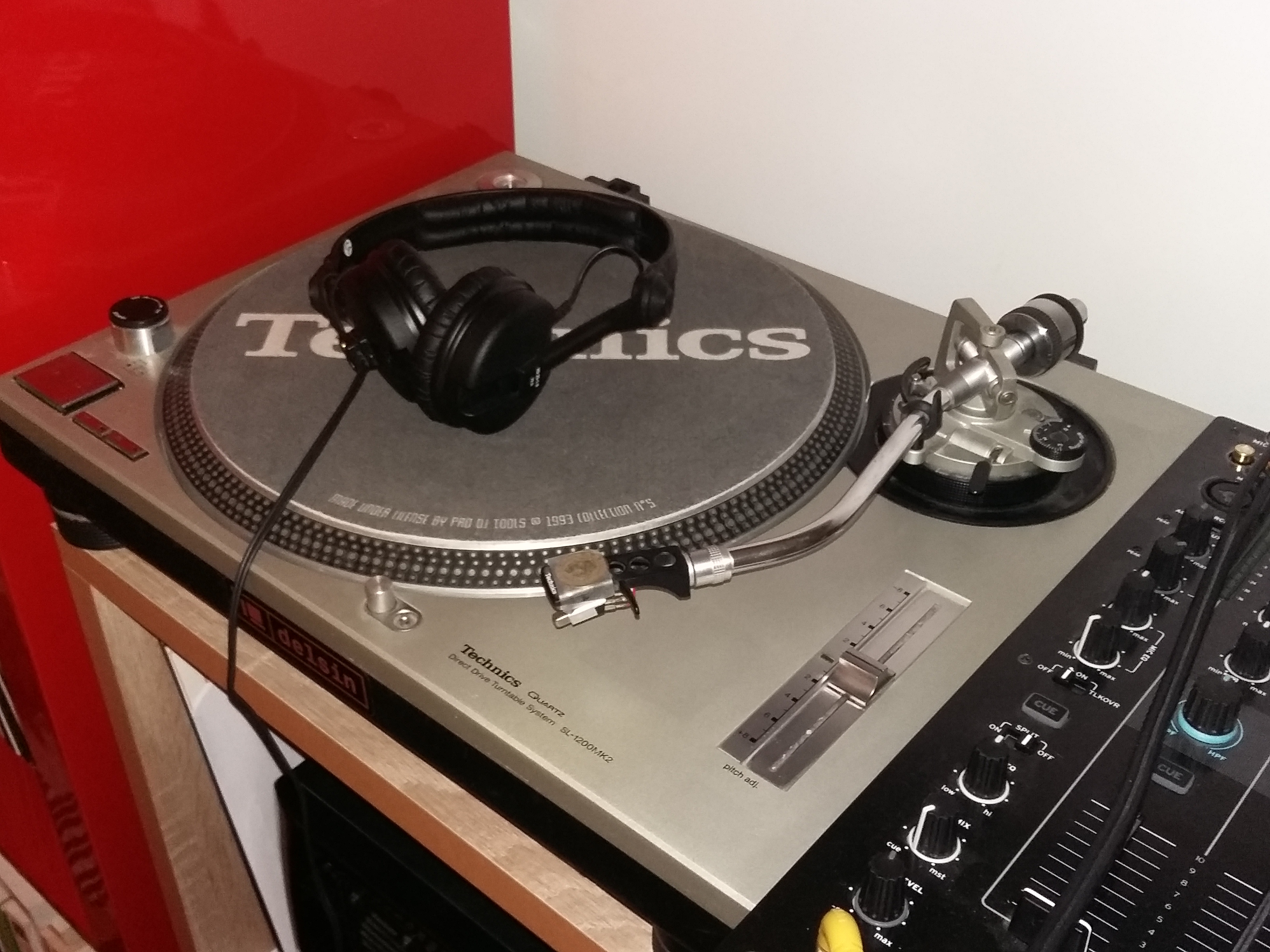 Technics SL-1200 MK2 image (#2085323) - Audiofanzine