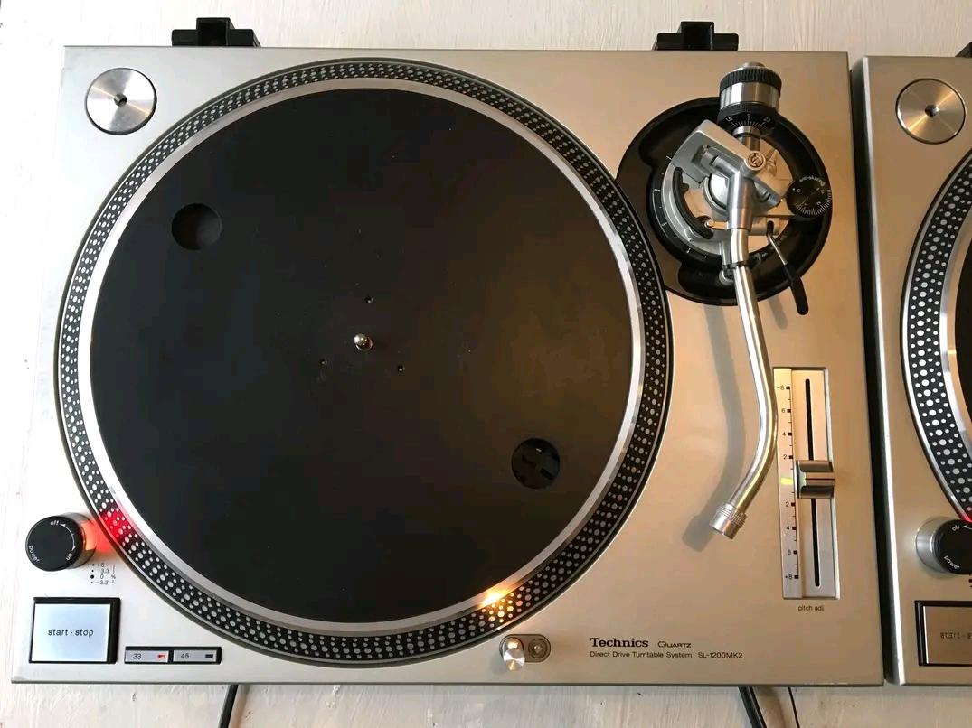 SL-1200 MK2 - Technics SL-1200 MK2 - Audiofanzine