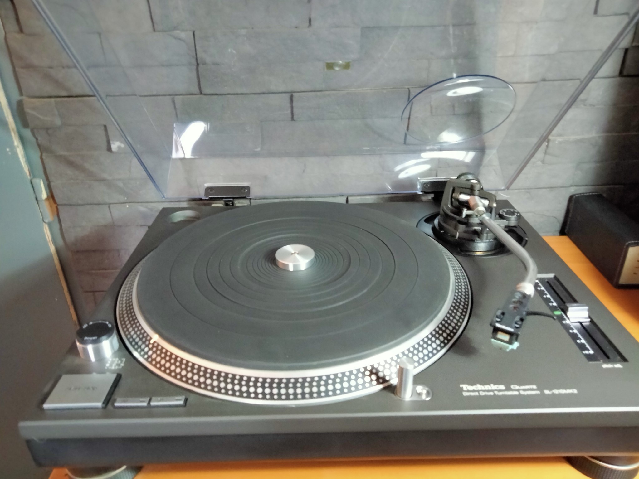 SL-1210 MK2 - Technics SL-1210 MK2 - Audiofanzine