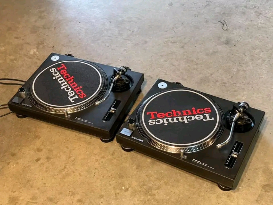 SL-1210 MK2 - Technics SL-1210 MK2 - Audiofanzine