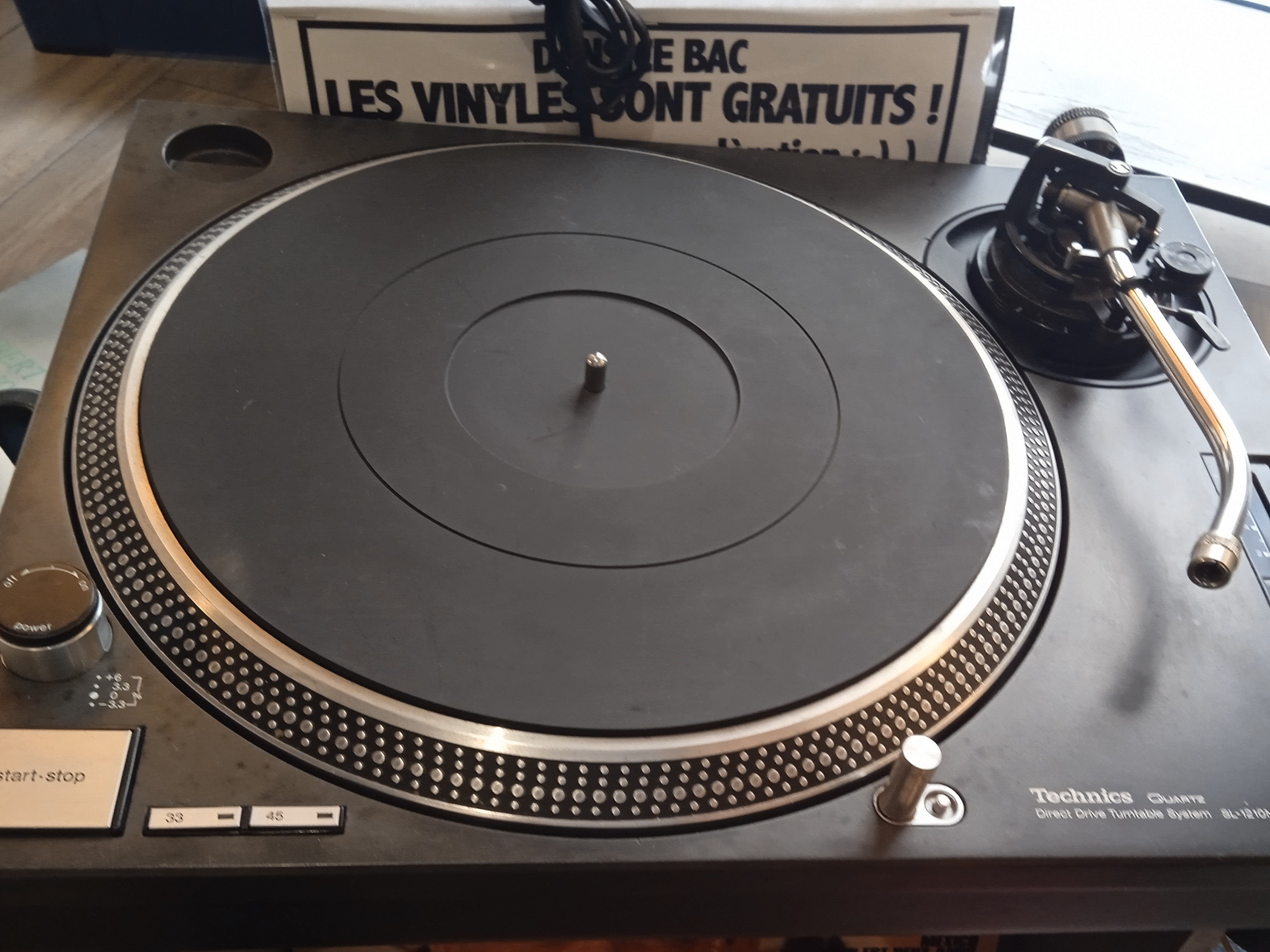 SL-1210 MK2 - Technics SL-1210 MK2 - Audiofanzine