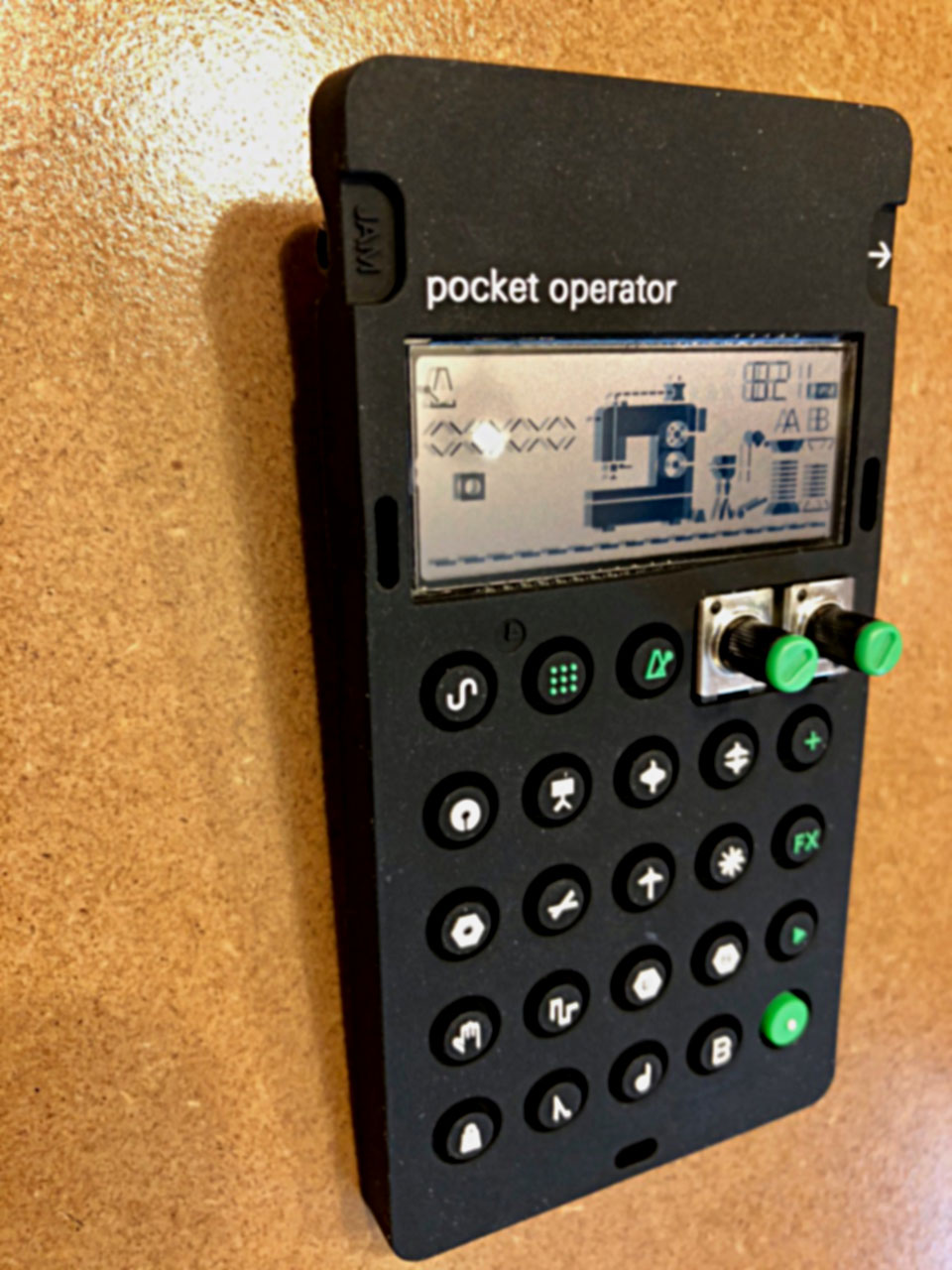 PO-12 RHYTHM - Teenage Engineering PO-12 Rhythm - Audiofanzine