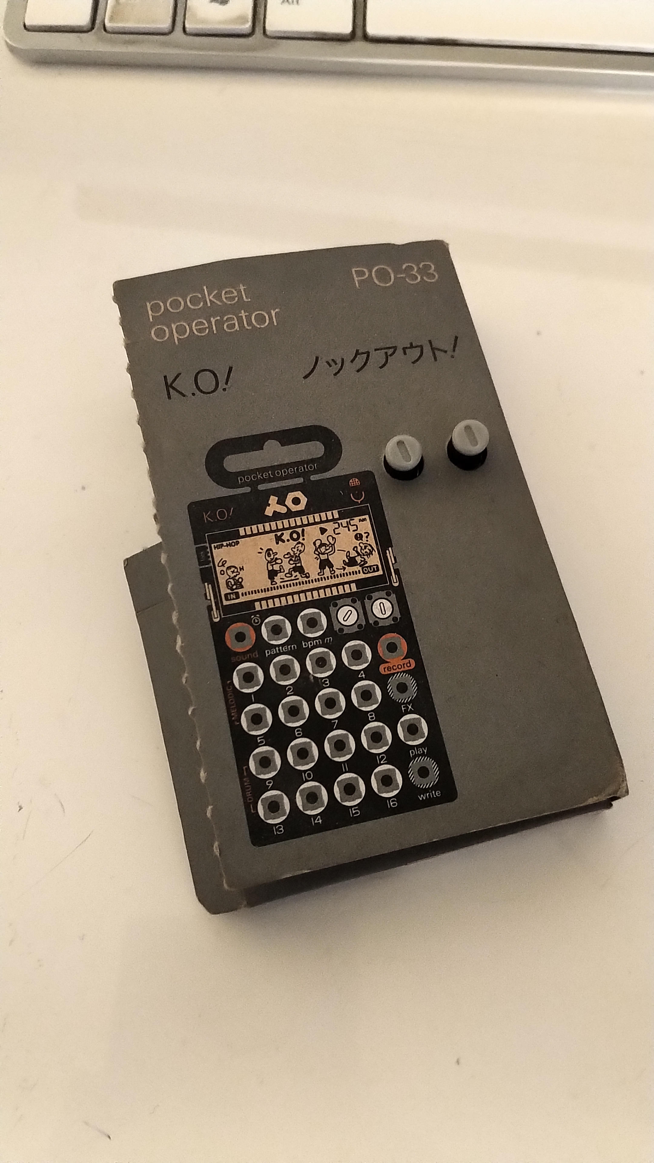 PO-33 K.O! - Teenage Engineering PO-33 K.O! - Audiofanzine