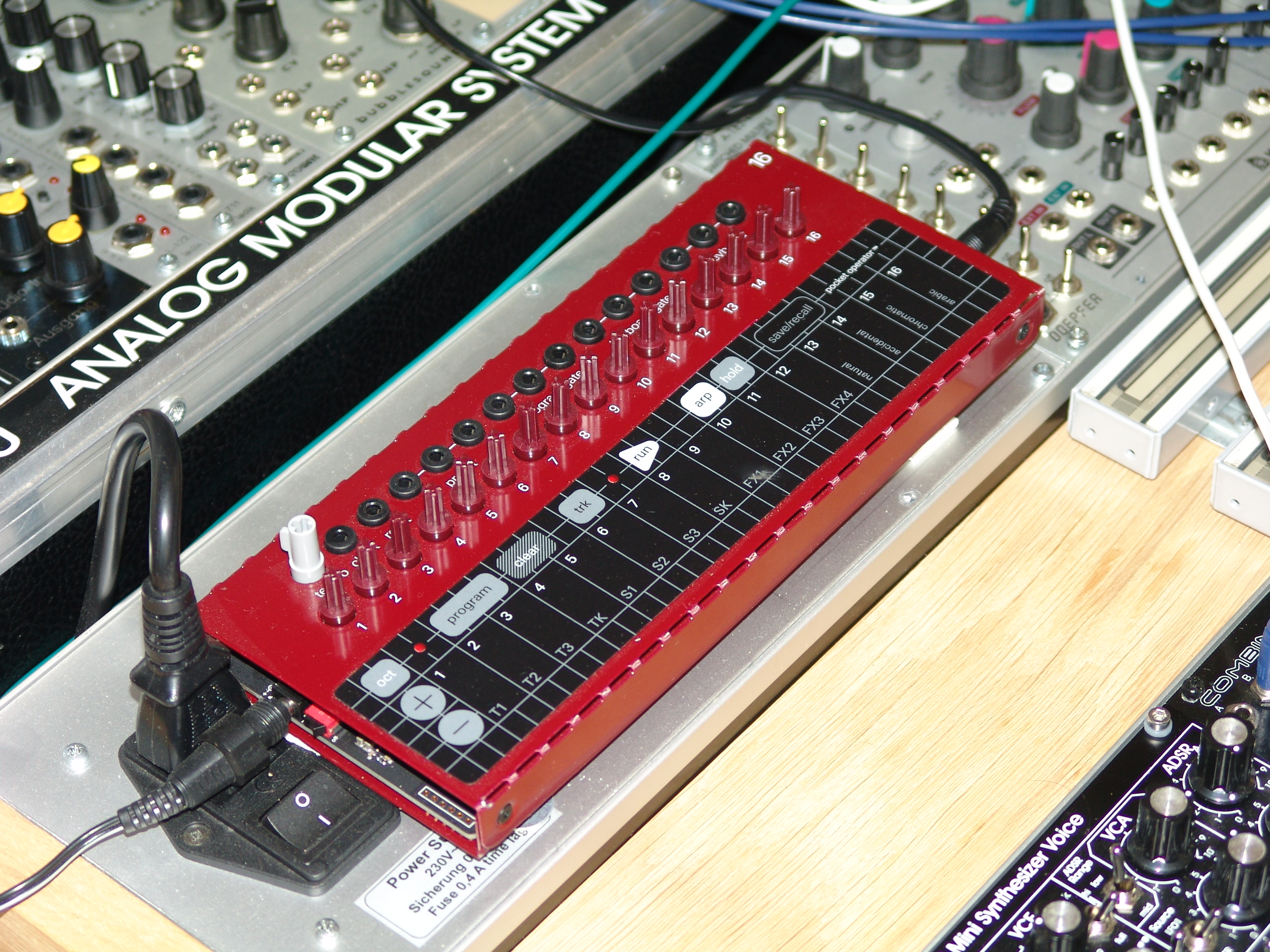 Pocket Operator Modular 16 Teenage Engineering - Audiofanzine
