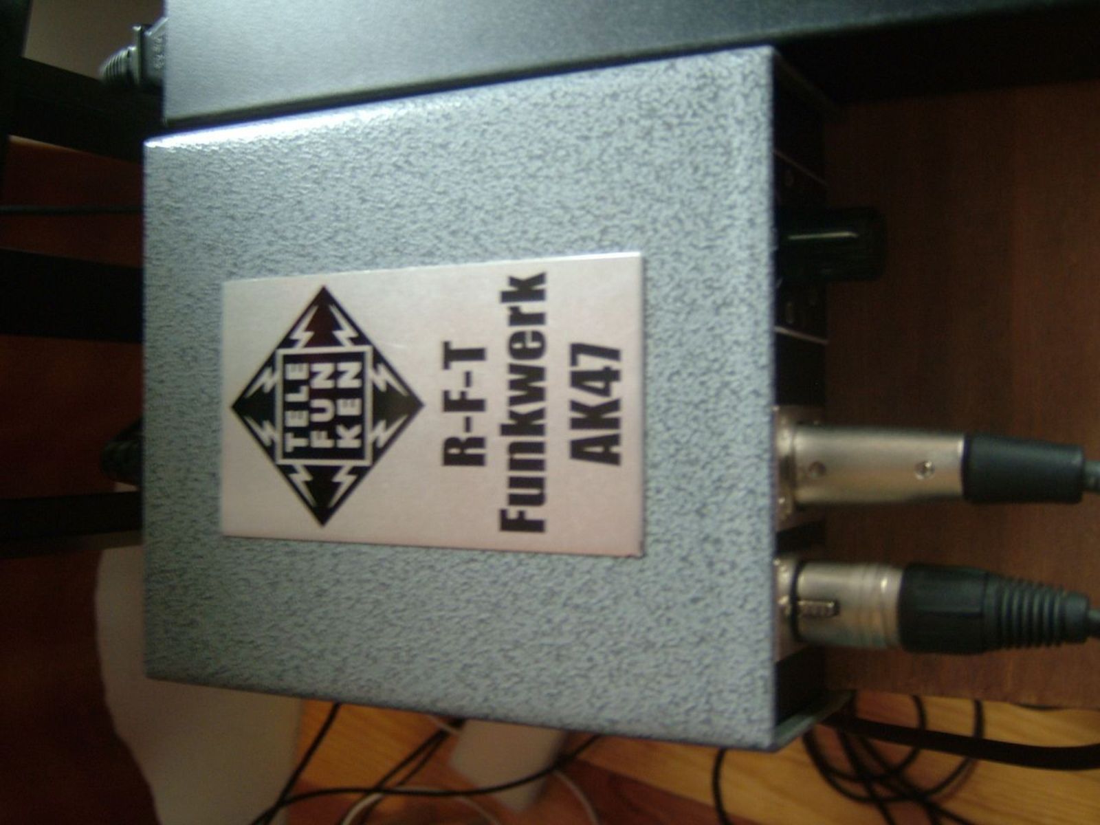 AK 47 ancienne version Telefunken Elektroakustik - Audiofanzine