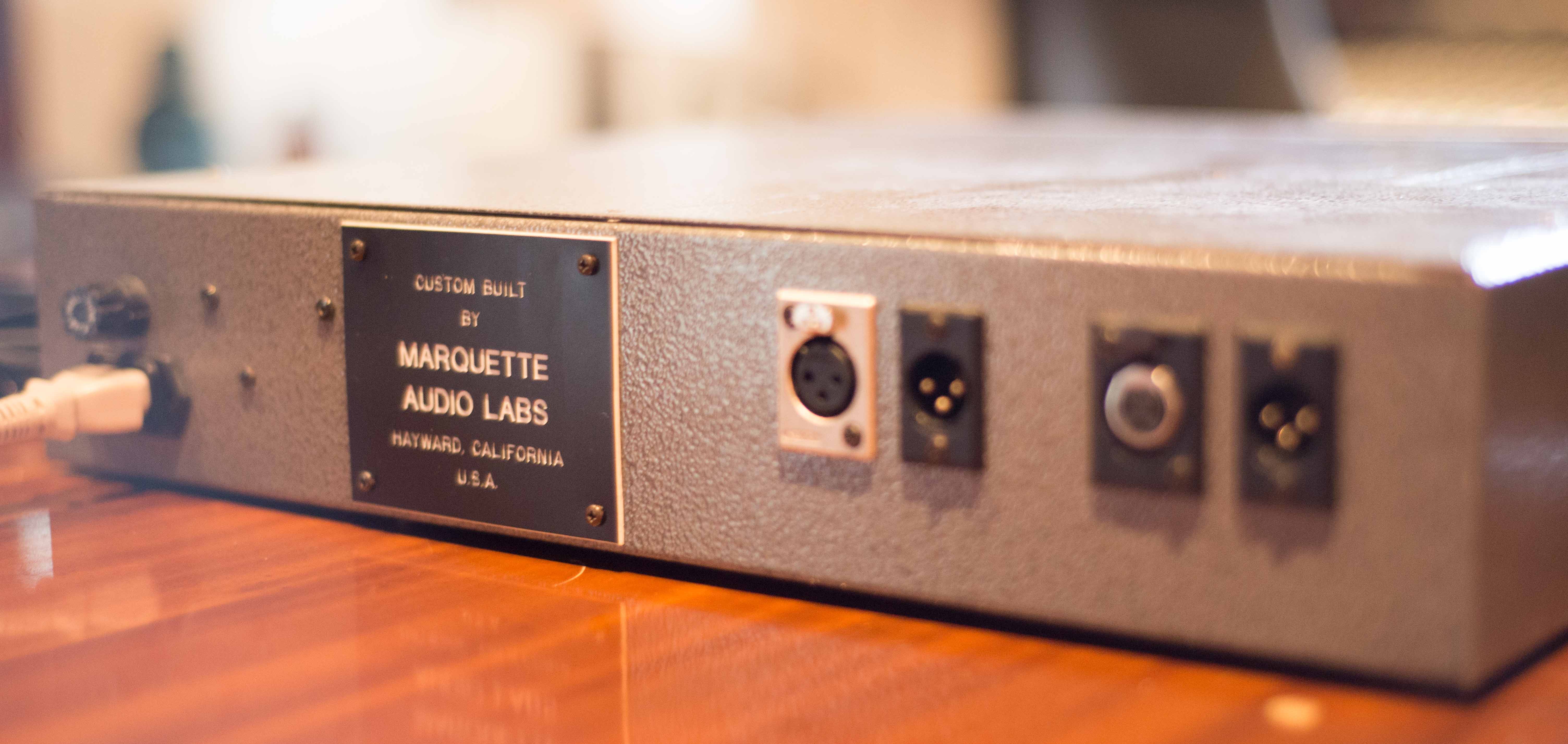 V676a - Telefunken / Siemens V676a - Audiofanzine