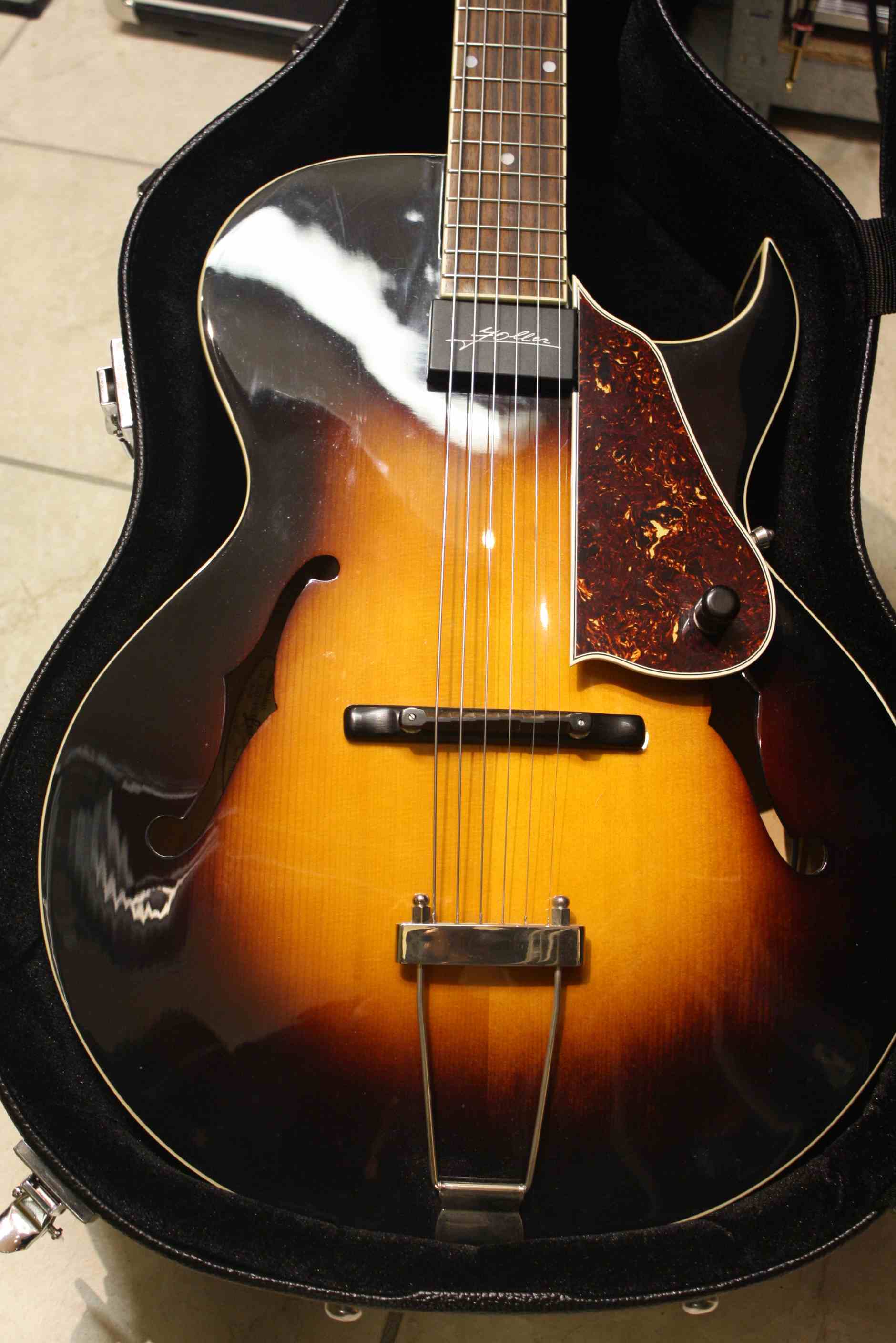 LH-350 - The Loar LH-350 - Audiofanzine