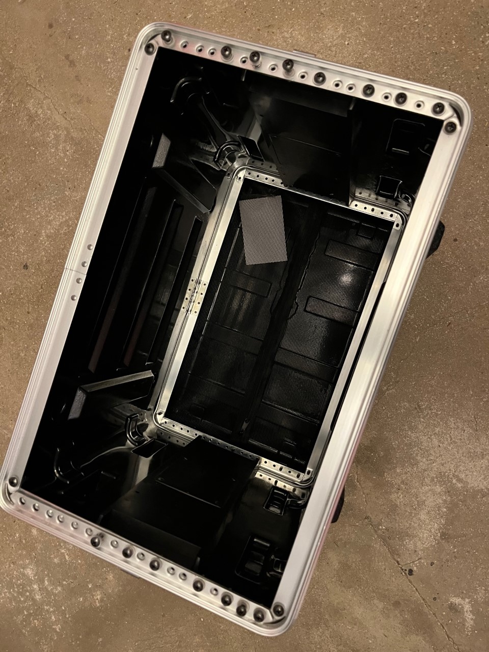 RACK CASE 6U - Thomann RACK CASE 6U - Audiofanzine