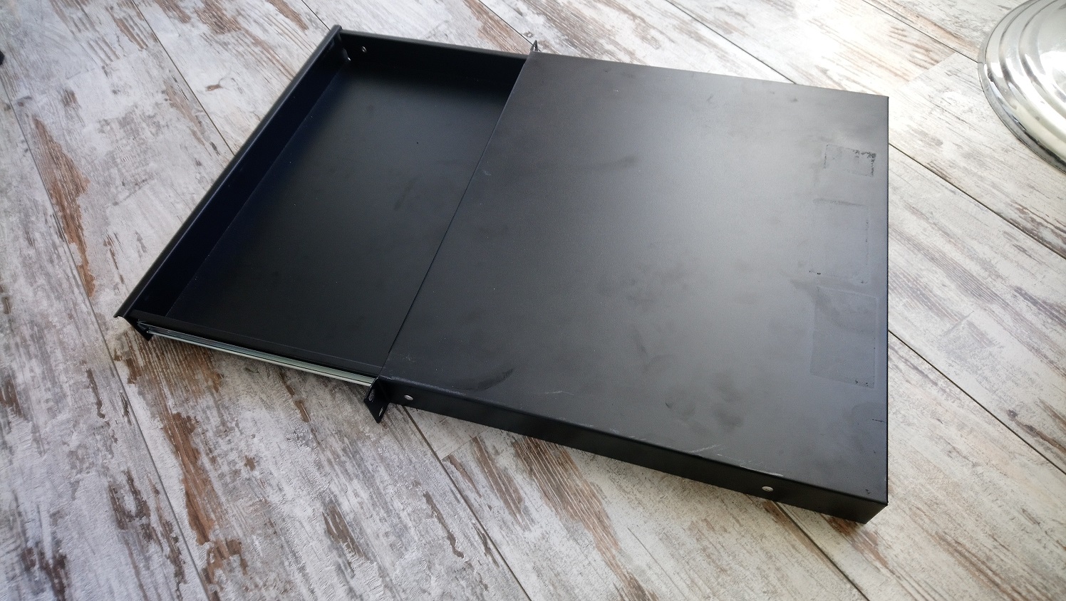 RACK DRAWER 1U - Thon Rack Drawer 1U - Audiofanzine