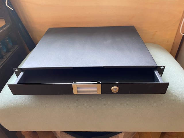 Rack Drawer 1U - Thon Rack Drawer 1U - Audiofanzine