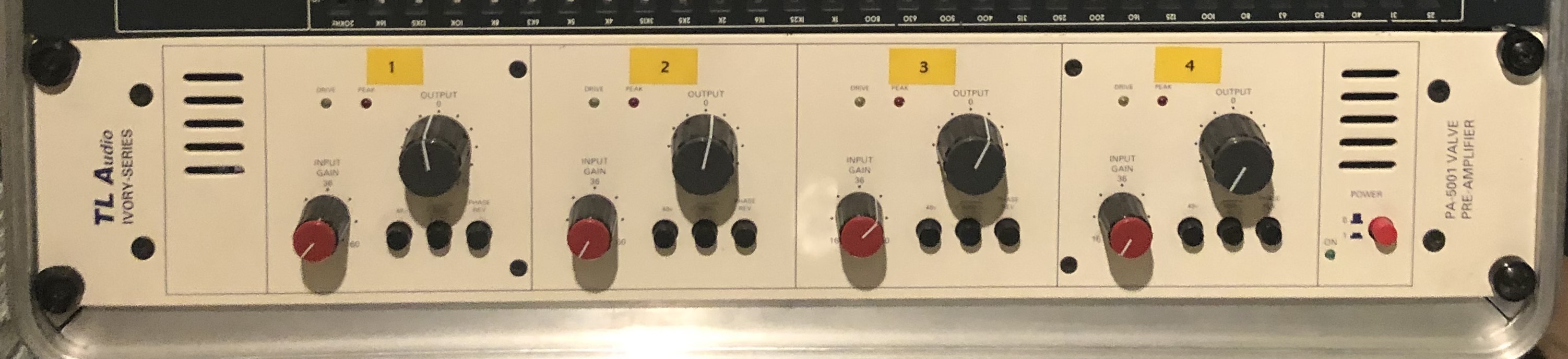 5001 4-Channel Tube Mic Preamp TL Audio - Audiofanzine
