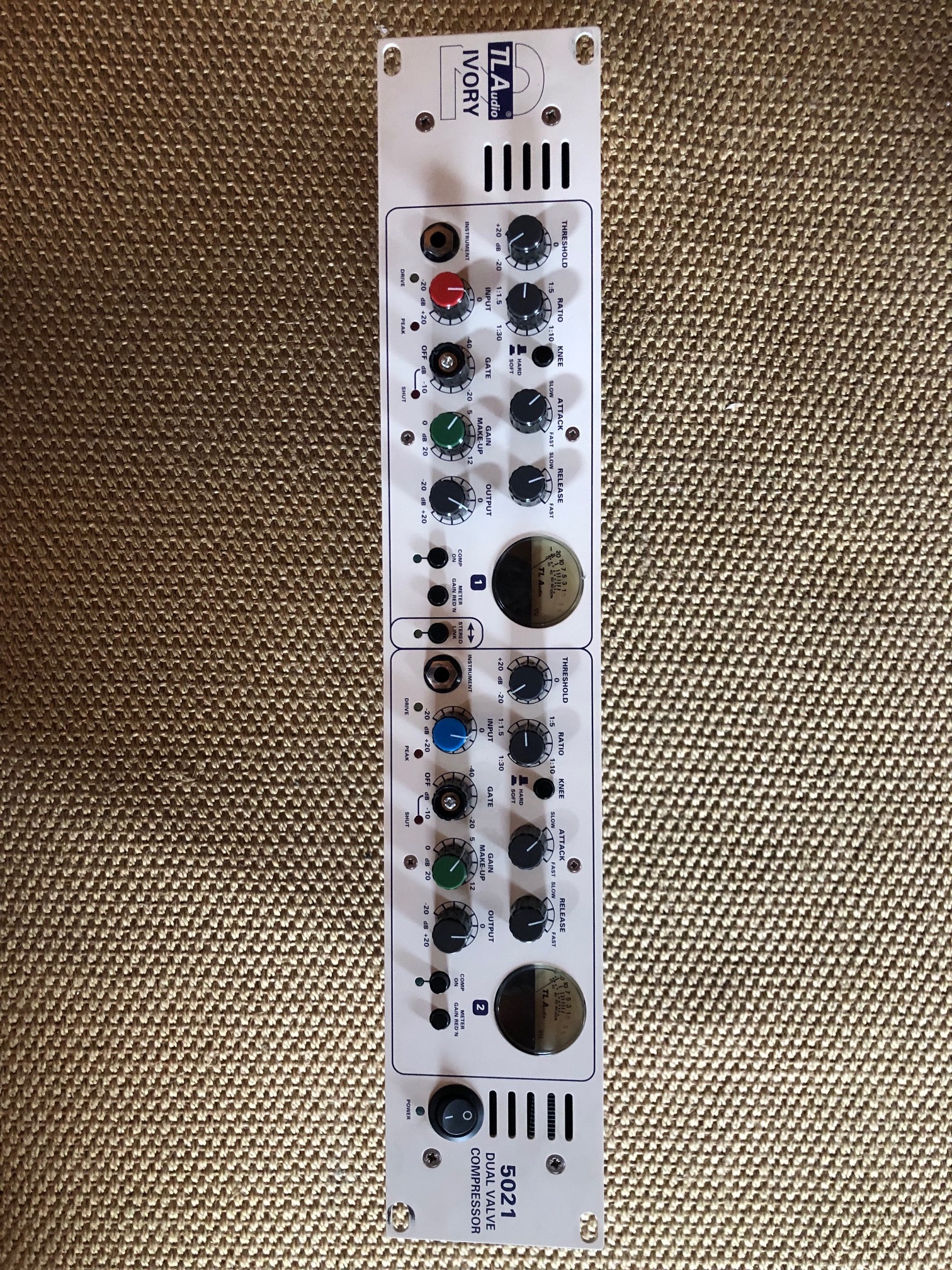 5021 2-Channel Tube Compressor TL Audio - Audiofanzine