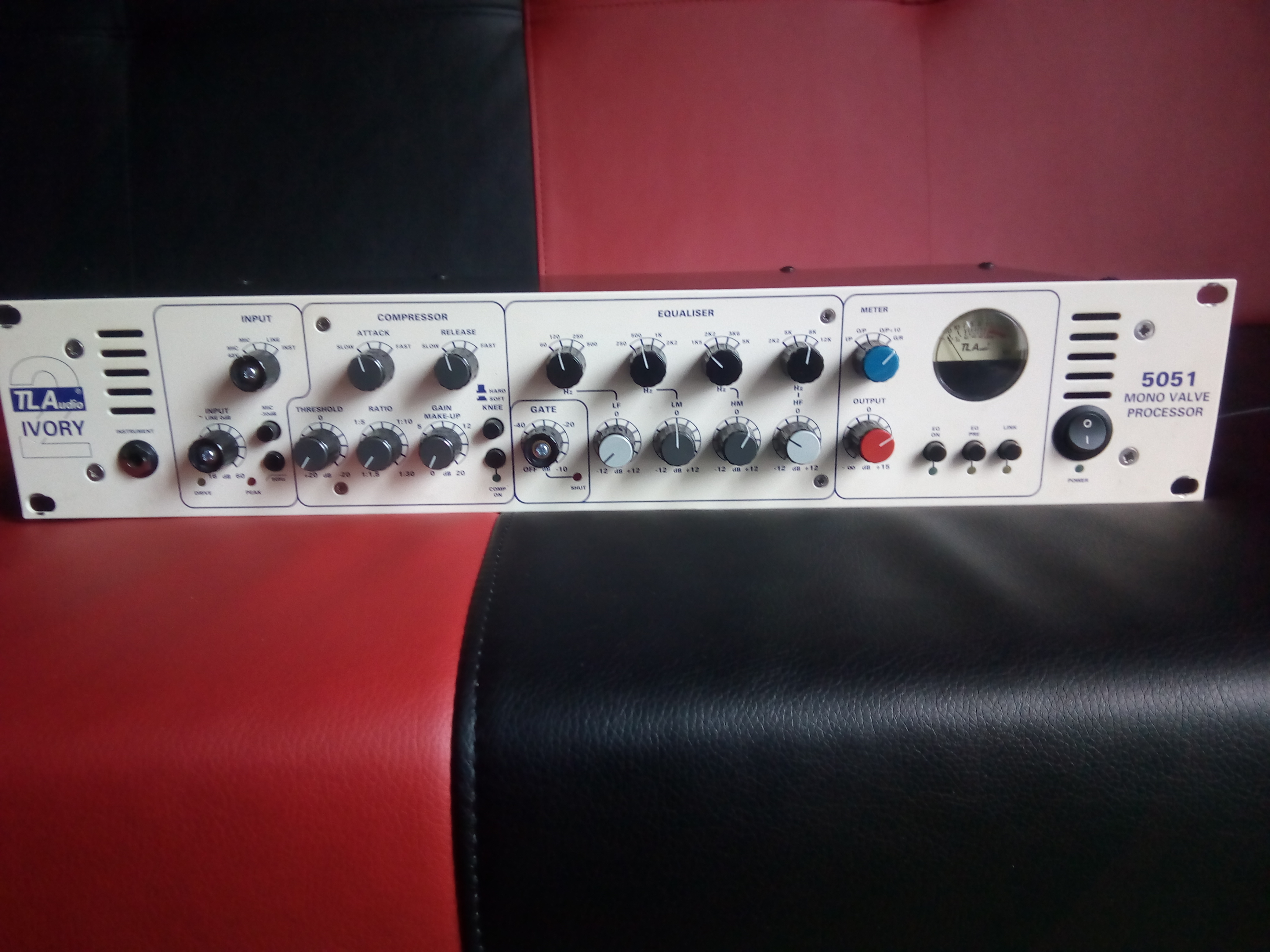 5051 Mono Tube Voice Processor TL Audio - Audiofanzine