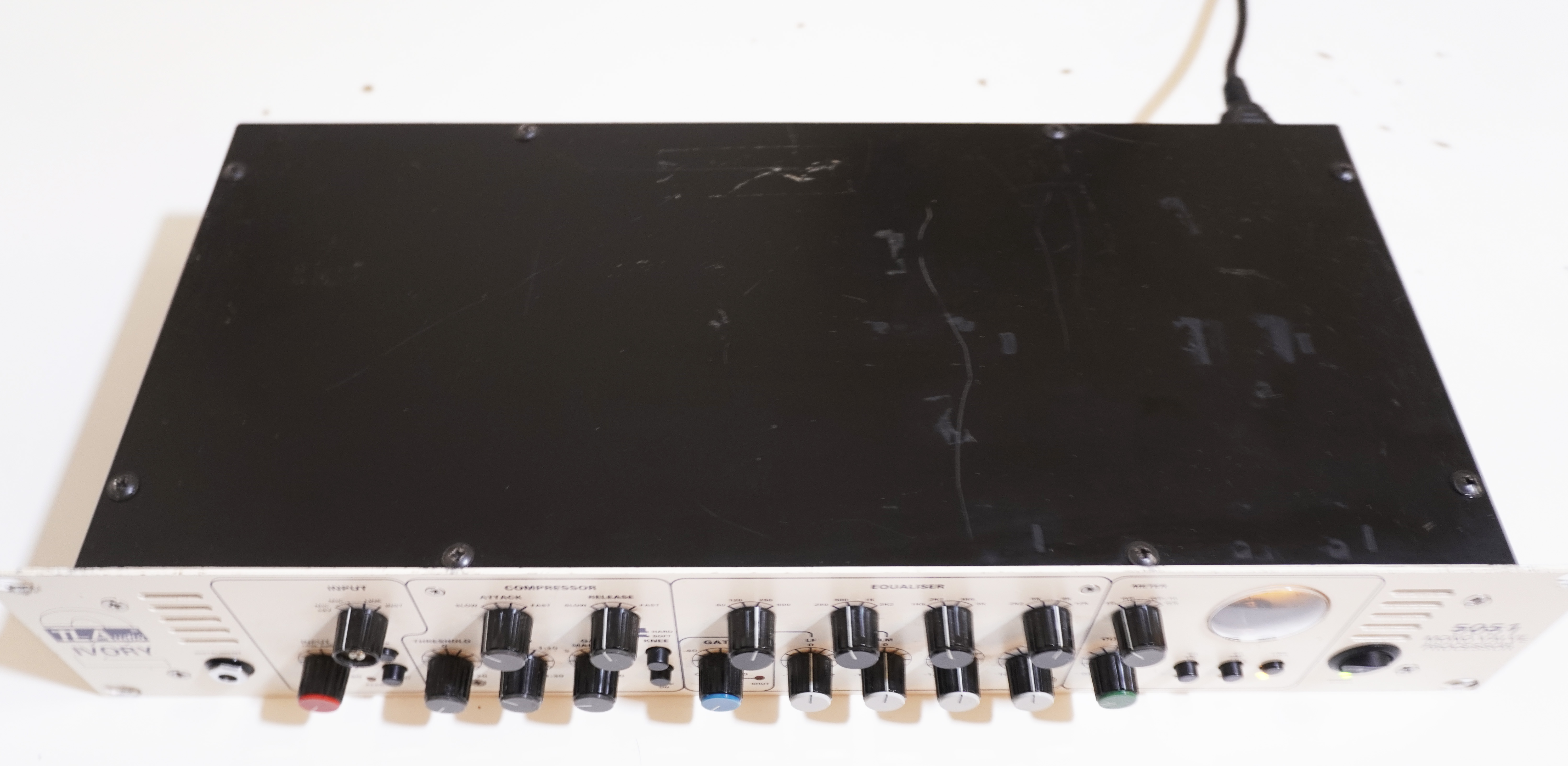 5051 Mono Tube Voice Processor TL Audio - Audiofanzine