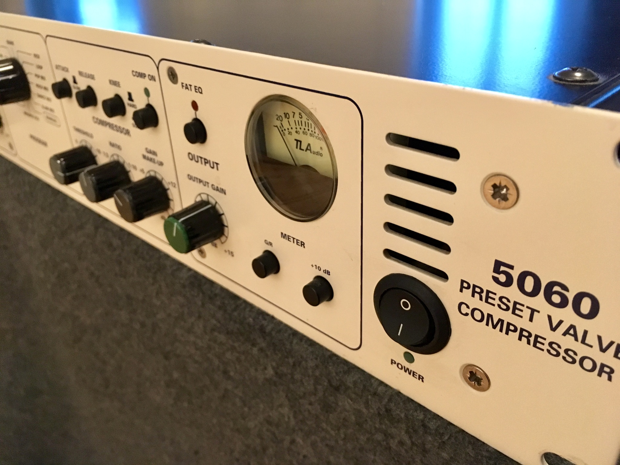 5060 Preset 2-Channel Tube Compressor TL Audio - Audiofanzine