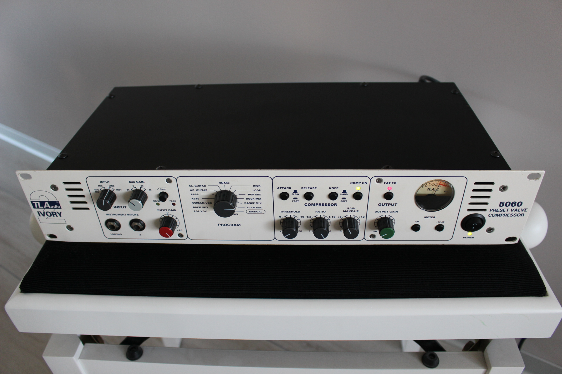 5060 Preset 2-Channel Tube Compressor TL Audio - Audiofanzine