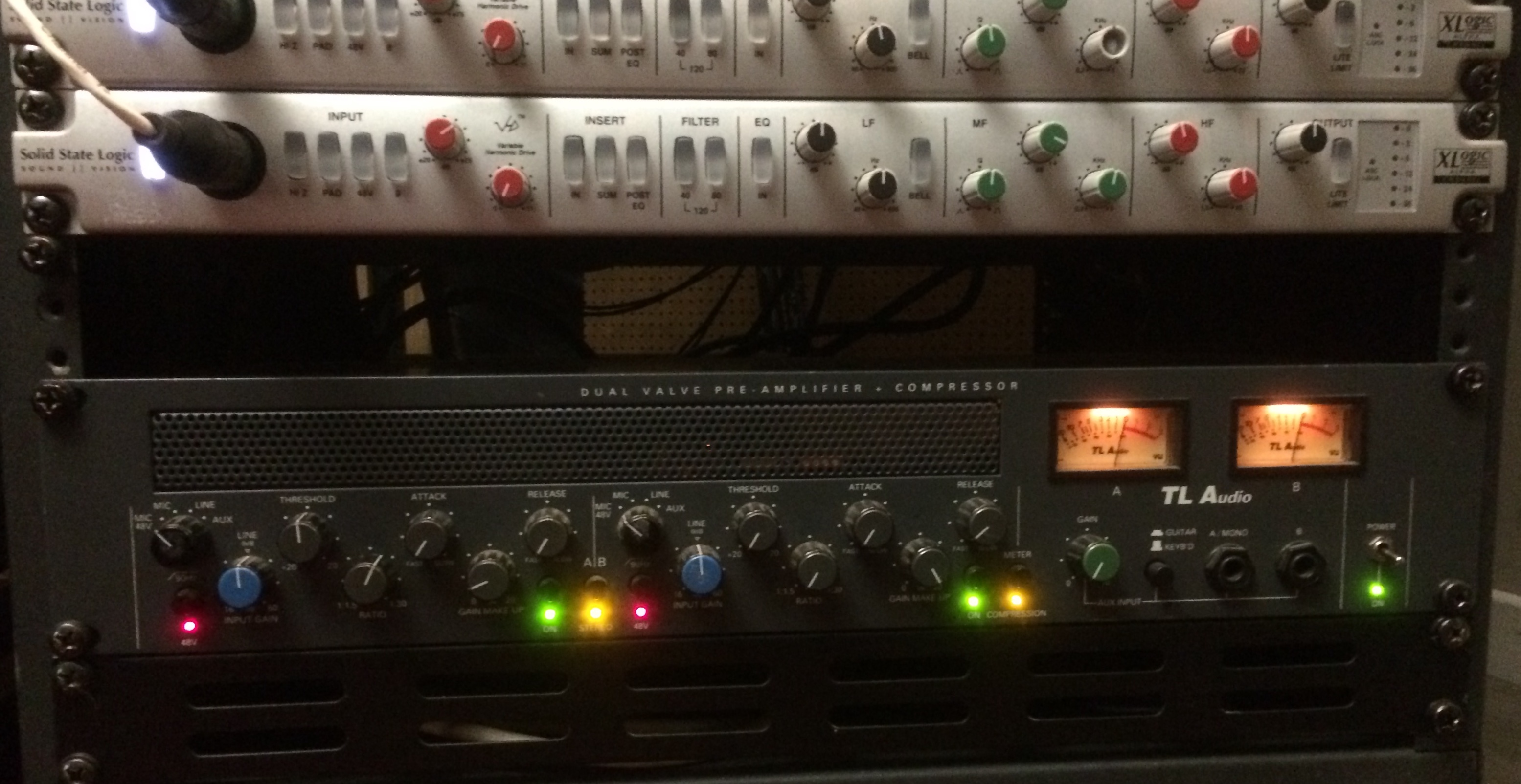 C-1 Dual Valve Compressor - TL Audio C-1 Dual Valve Compressor ...