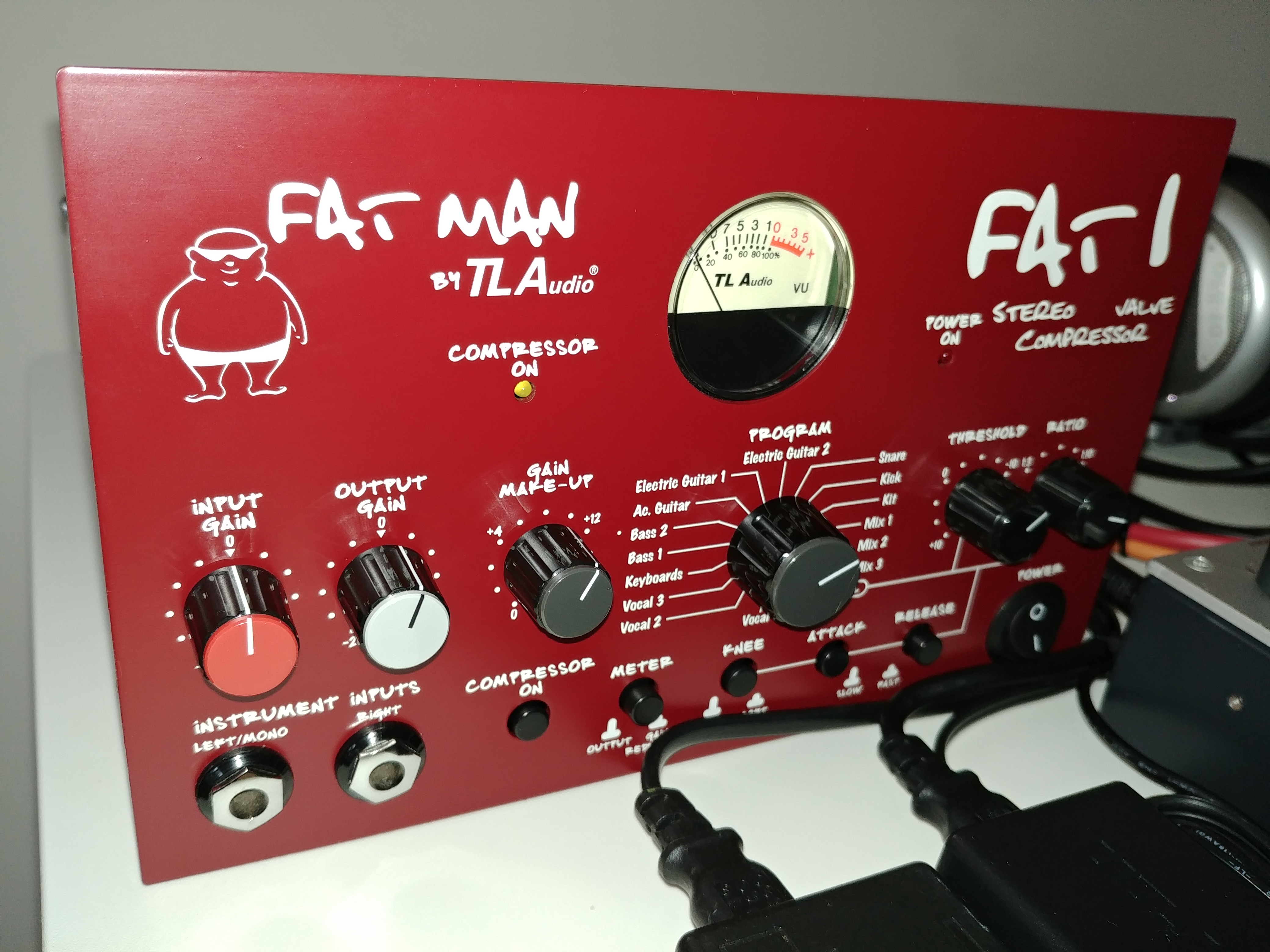 Fat 1 Stereo Valve Compressor TL Audio - Audiofanzine