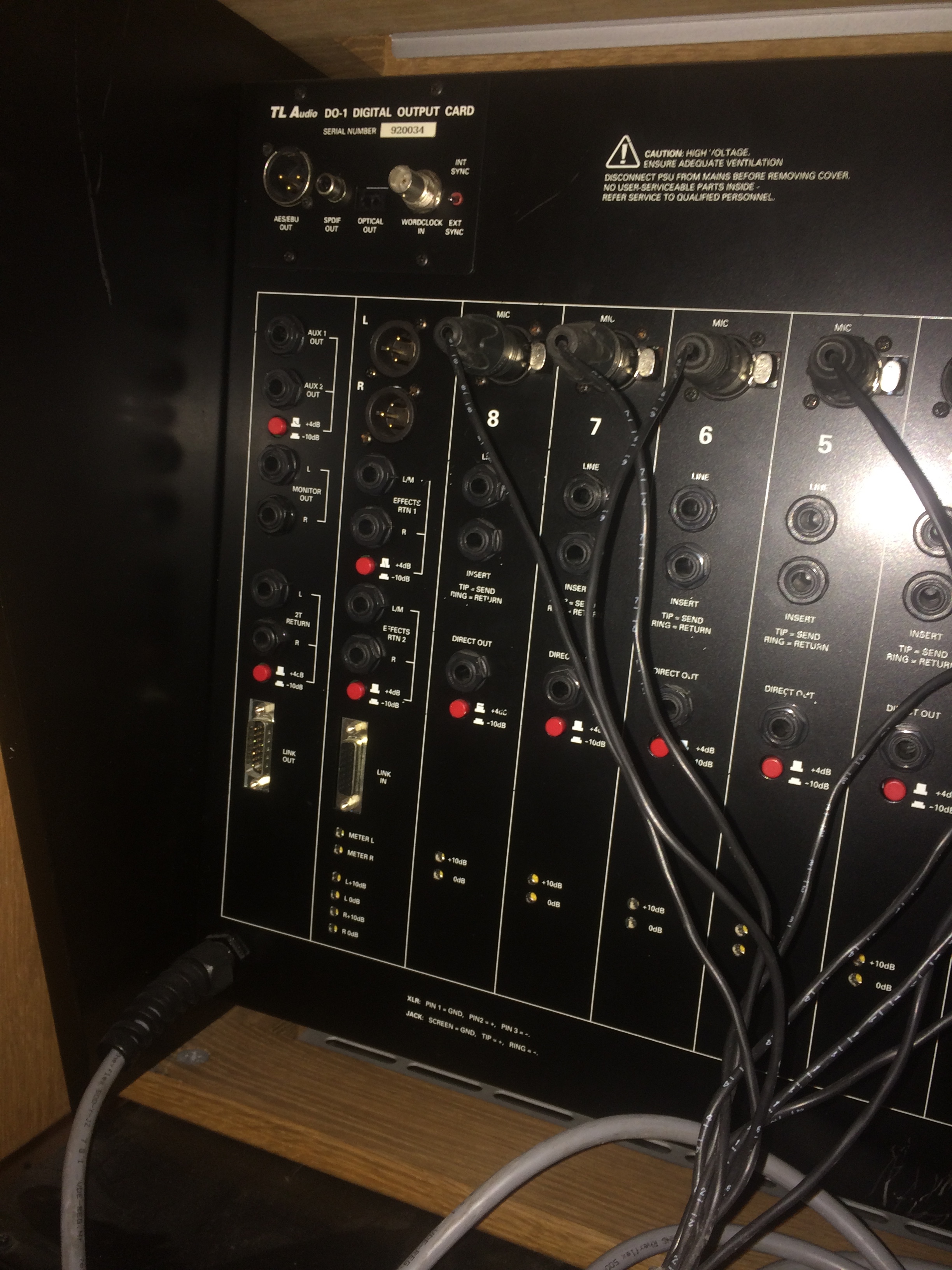 M3 TUBETRACKER MIXER - TL Audio M3 Tubetracker Mixer - Audiofanzine