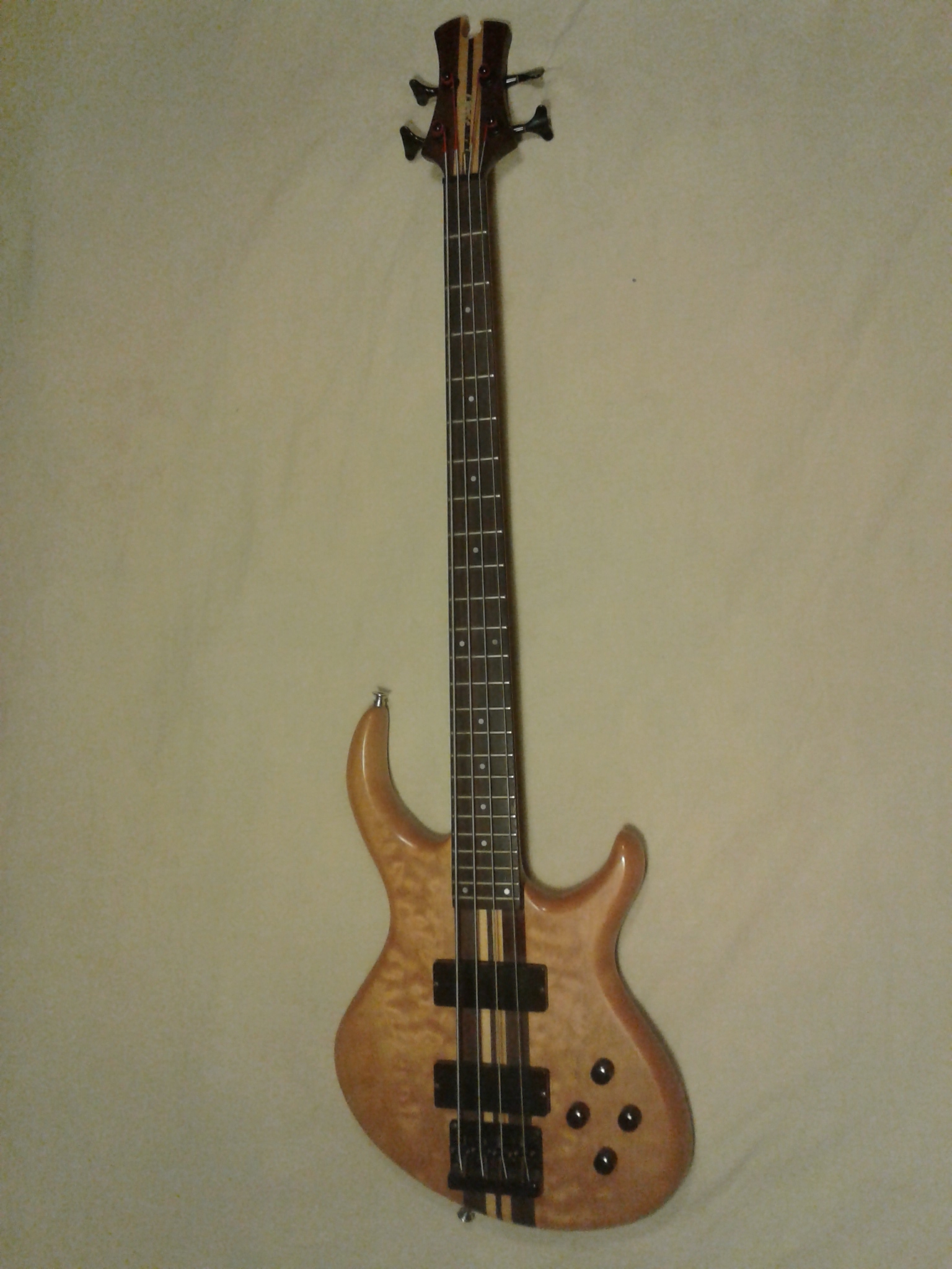 Toby PRO-4 - Tobias Toby PRO-4 - Audiofanzine