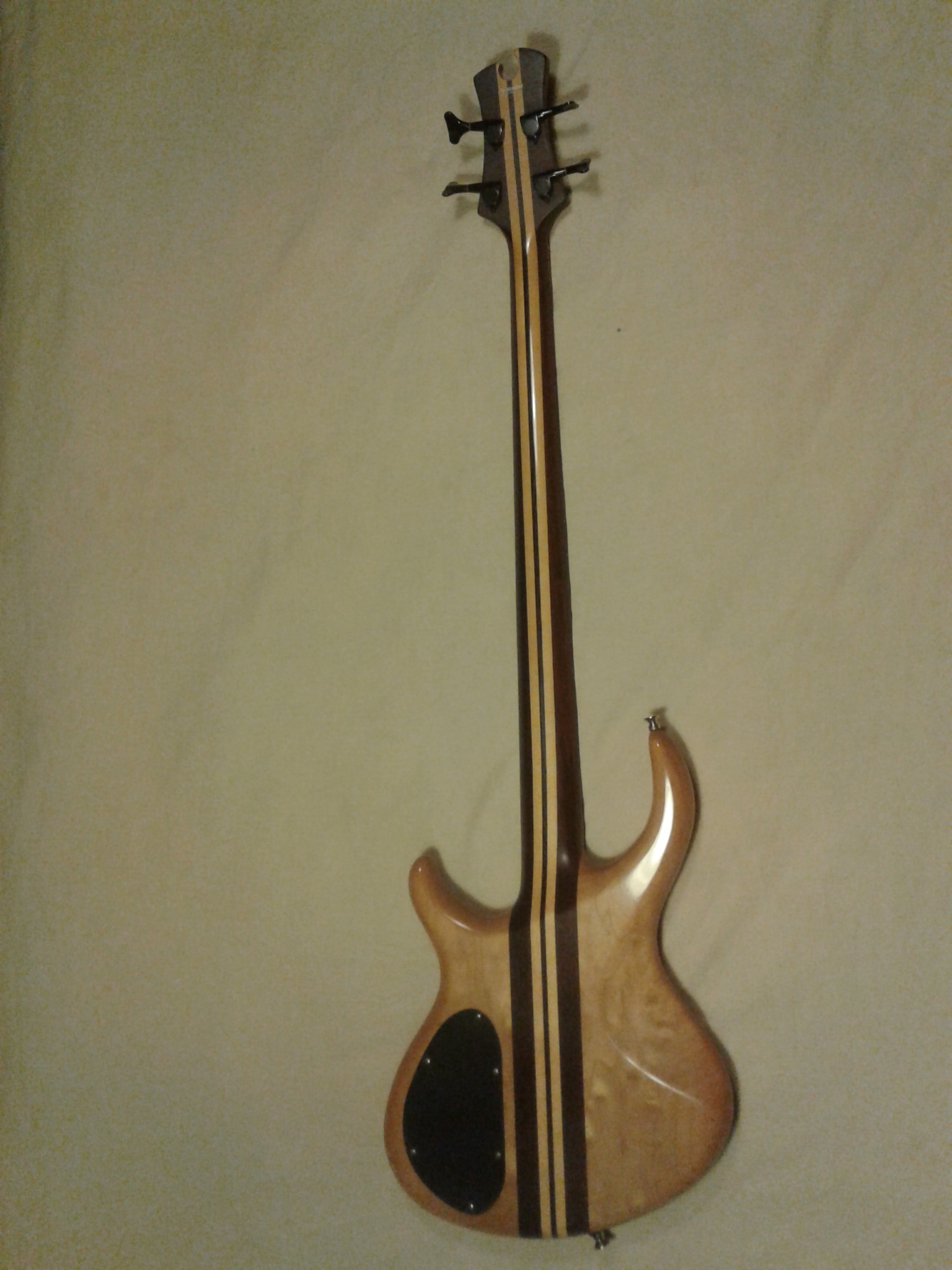 Toby PRO-4 - Tobias Toby PRO-4 - Audiofanzine