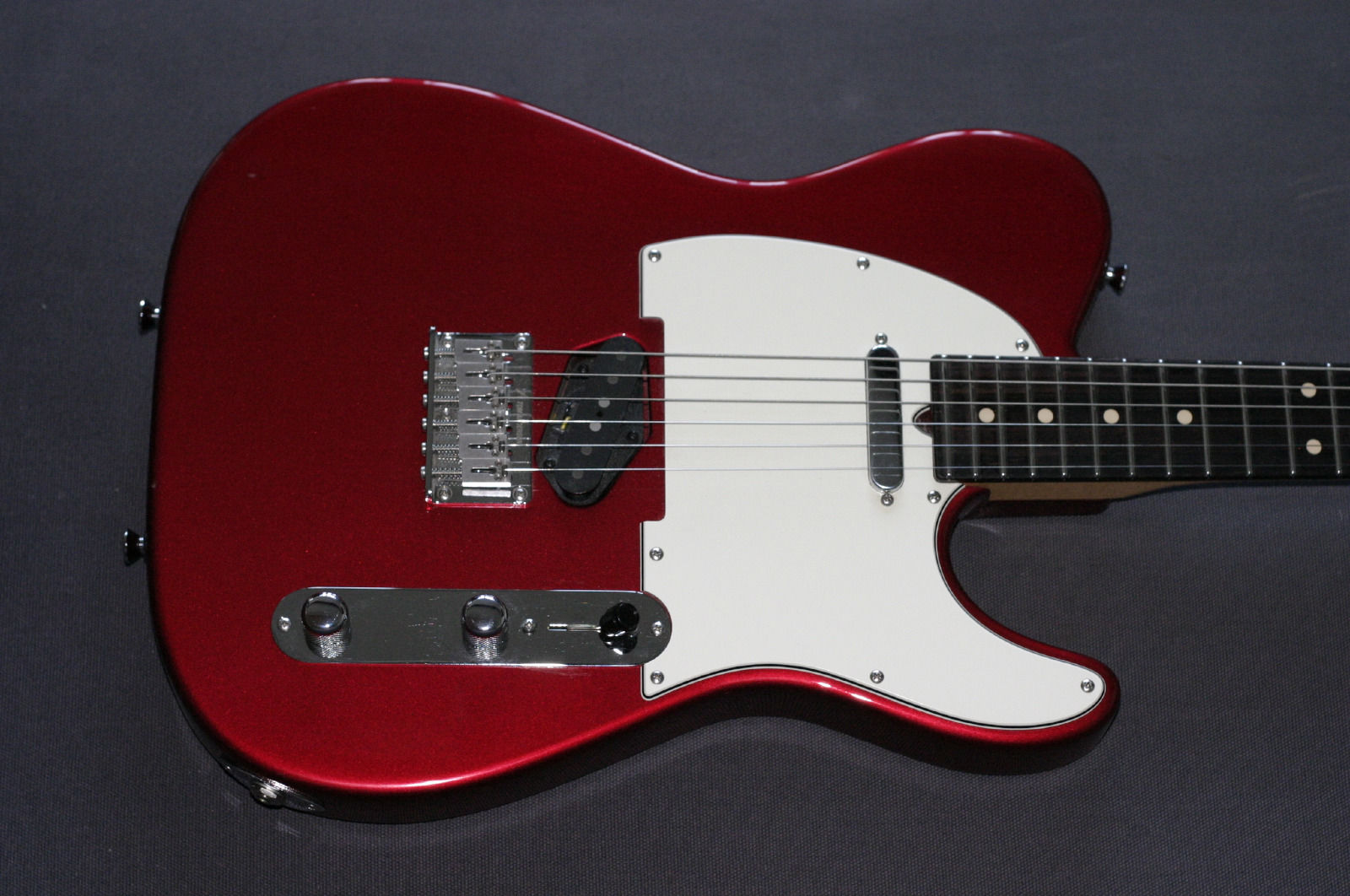 TELECASTER - Tom Anderson Telecaster - Audiofanzine