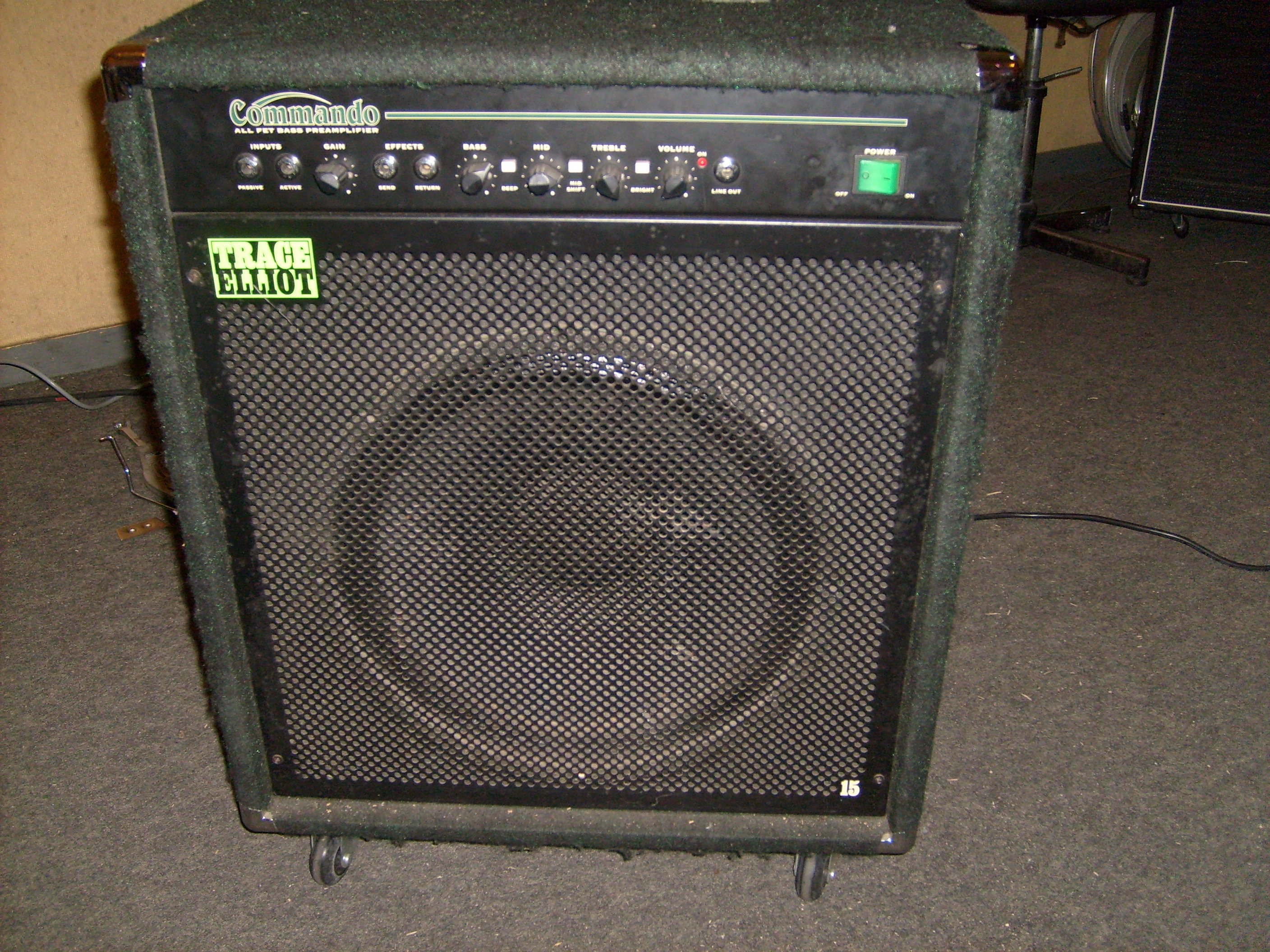 Trace Elliot Commando 15 image (#295112) - Audiofanzine