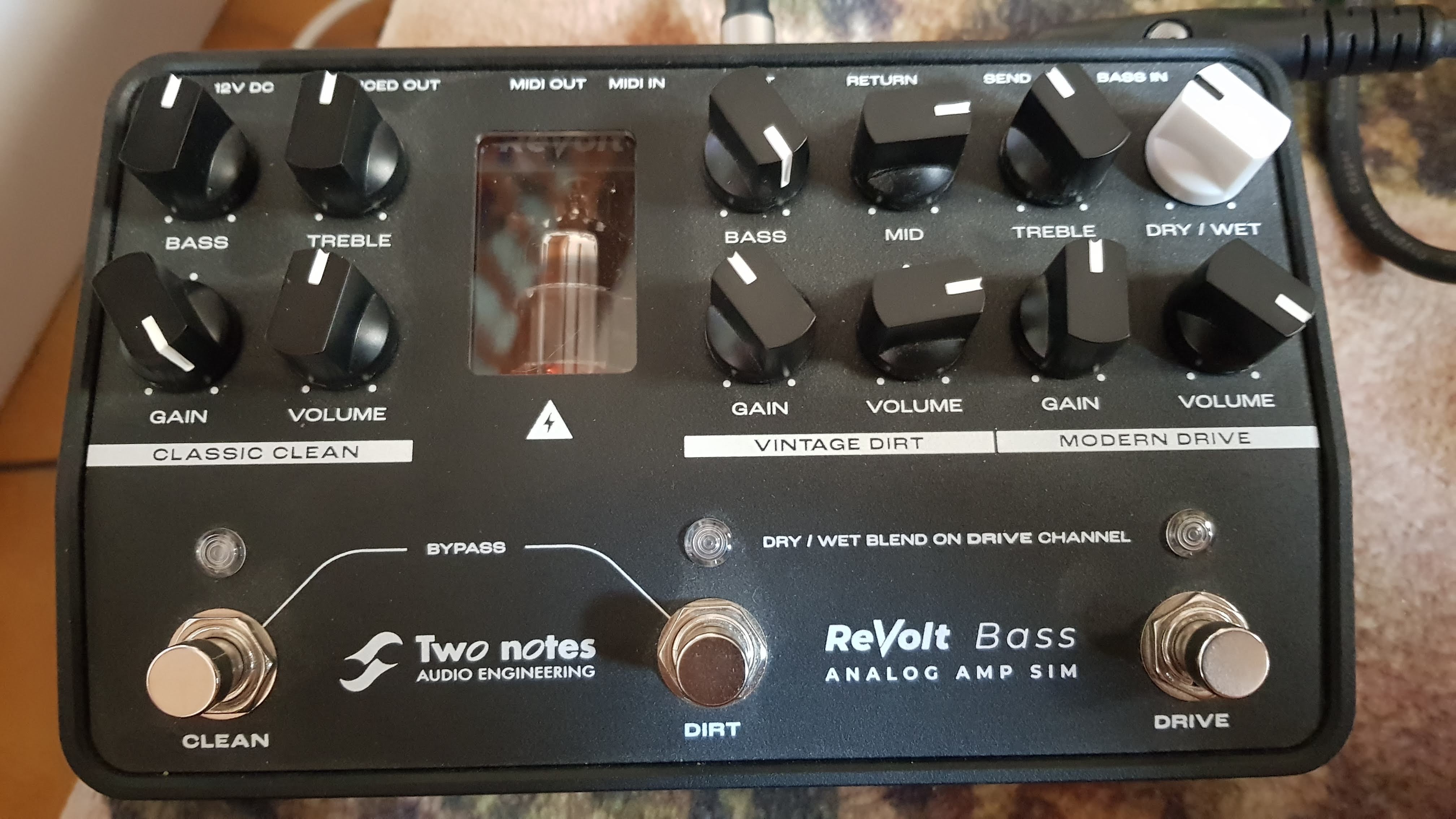ReVolt Bass - Two Notes Audio Engineering ReVolt Bass - Audiofanzine