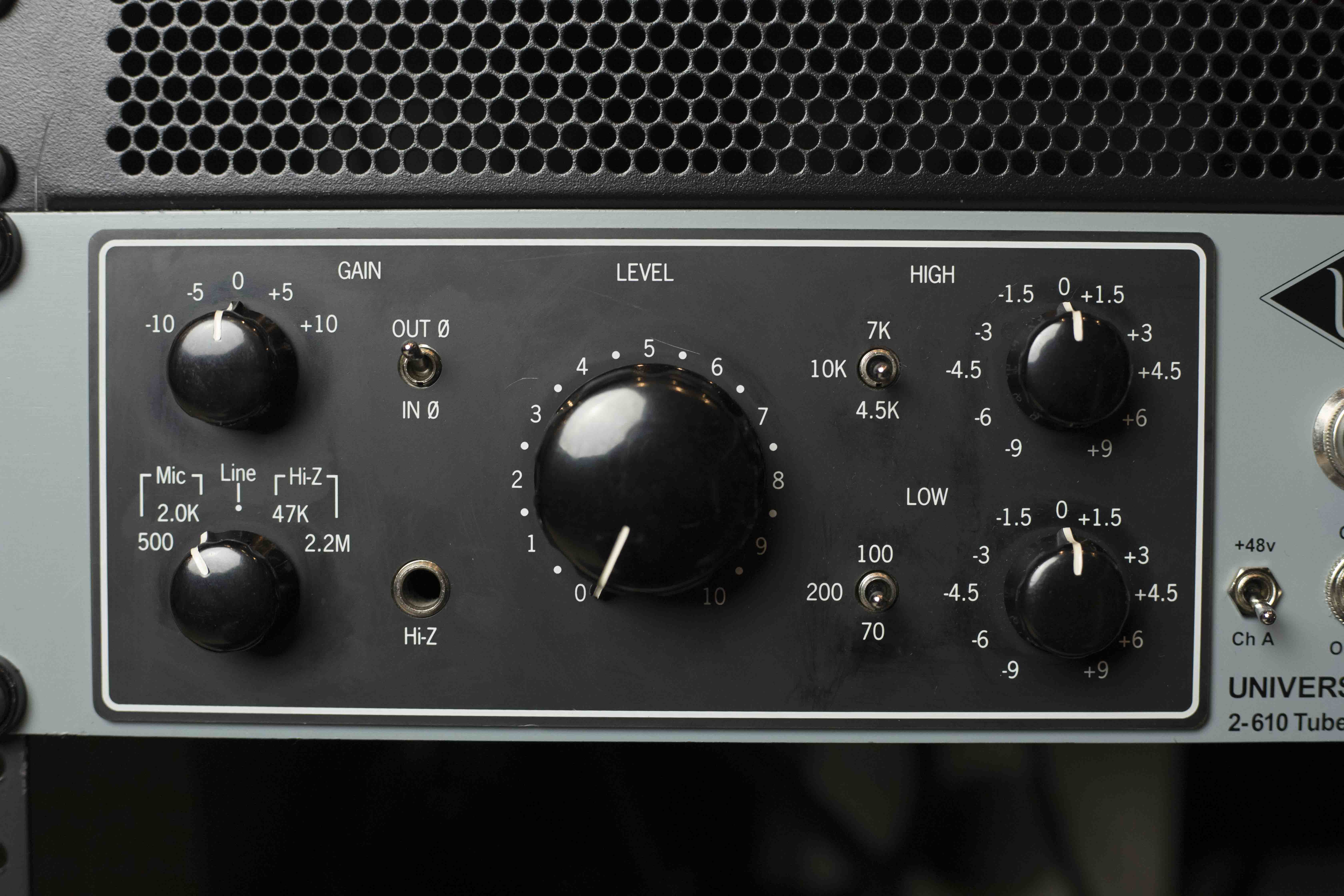 2-610 - Universal Audio 2-610 - Audiofanzine
