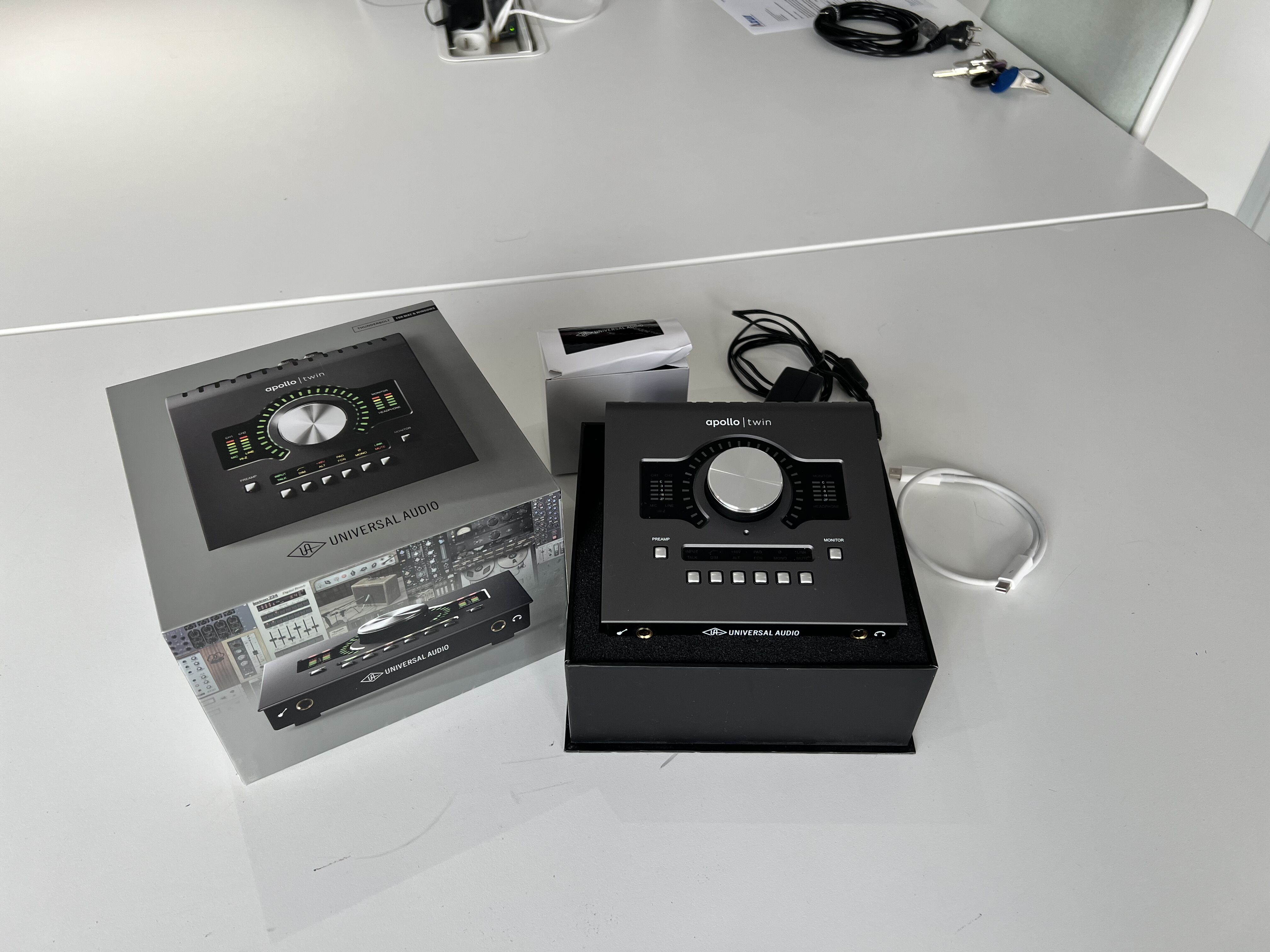 Apollo Twin MKII Quad - Universal Audio Apollo Twin MKII Quad ...