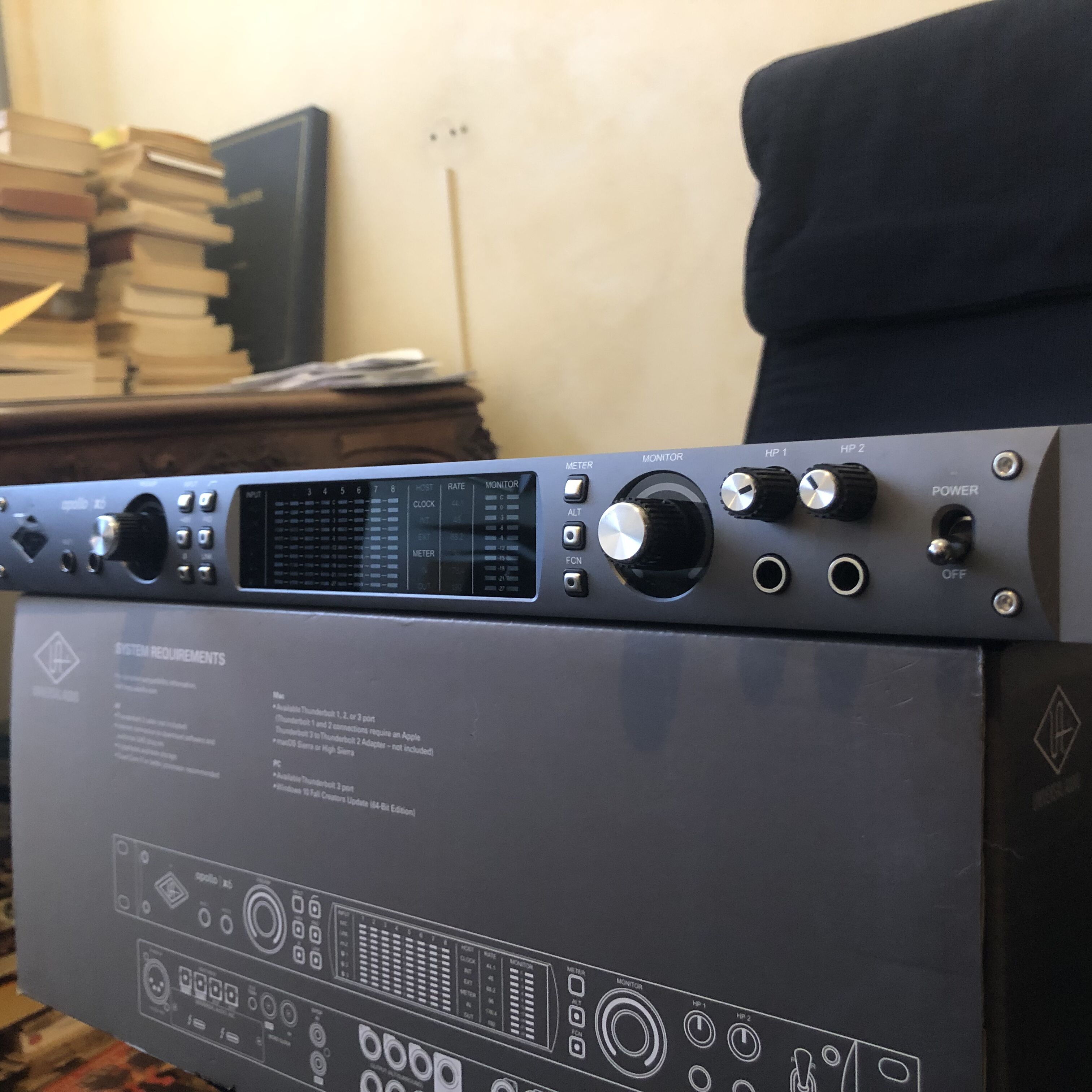 Apollo x6 - Universal Audio Apollo x6 - Audiofanzine